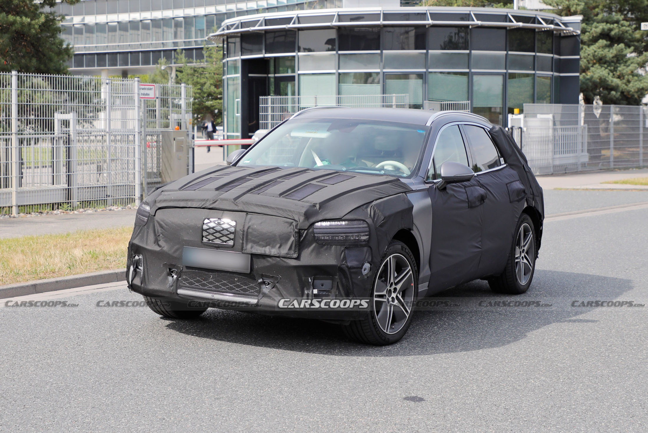 Facelifted Genesis GV70 Electrified Inbound With Massive Dashboard ...