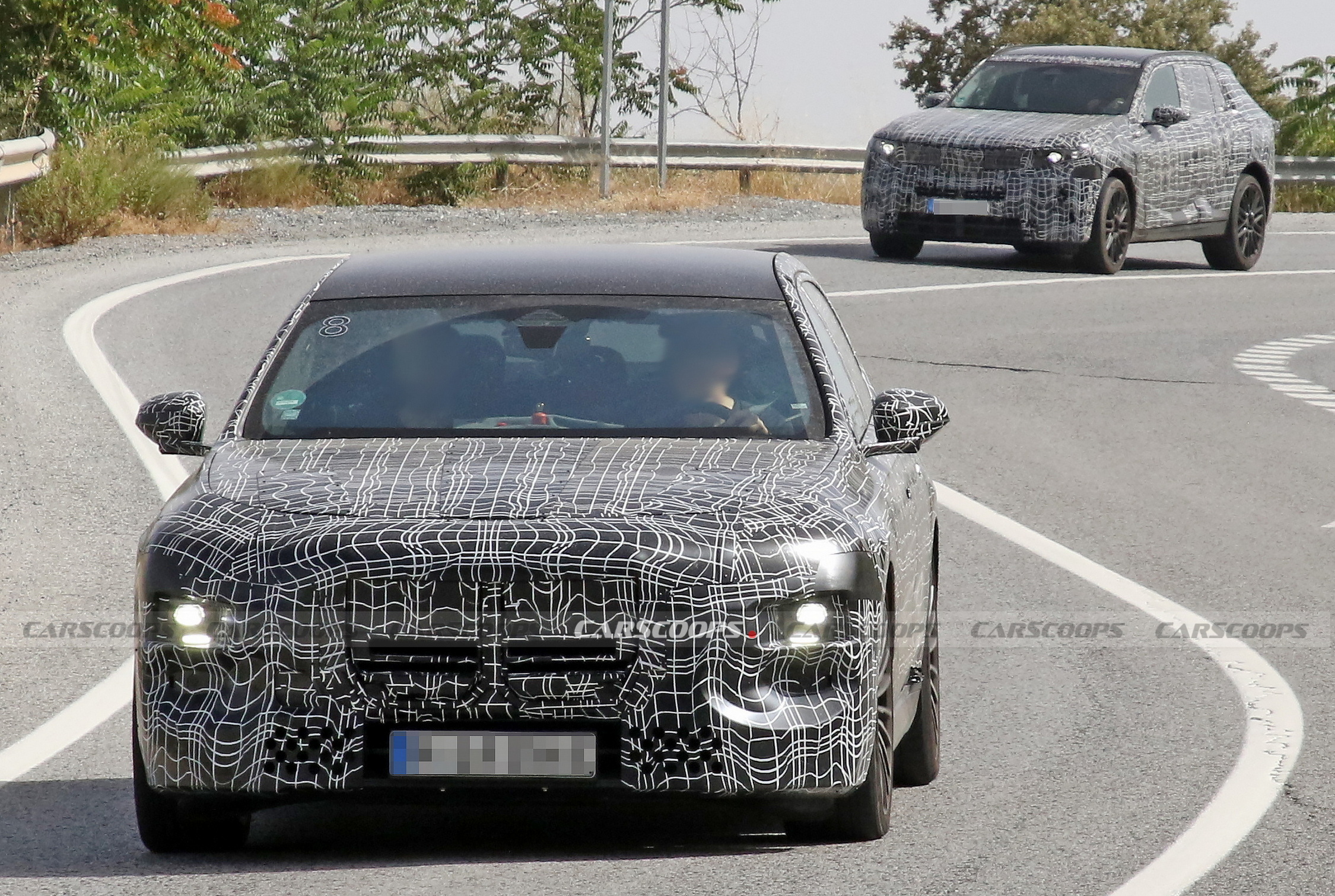 BMW 7-Series Facelift Could Arrive In 2026 | Carscoops