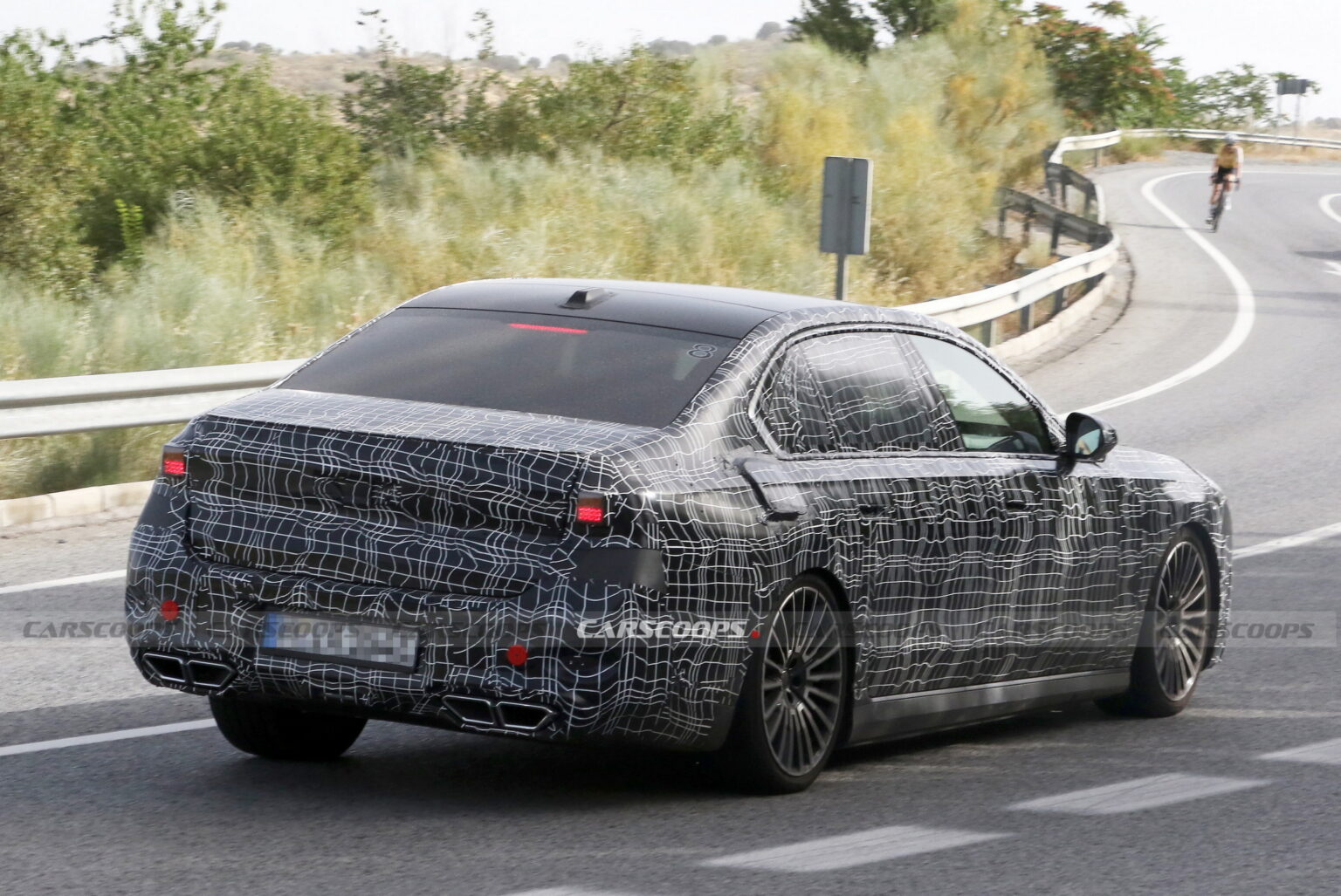 BMW 7-Series Facelift Could Arrive In 2026 | Carscoops