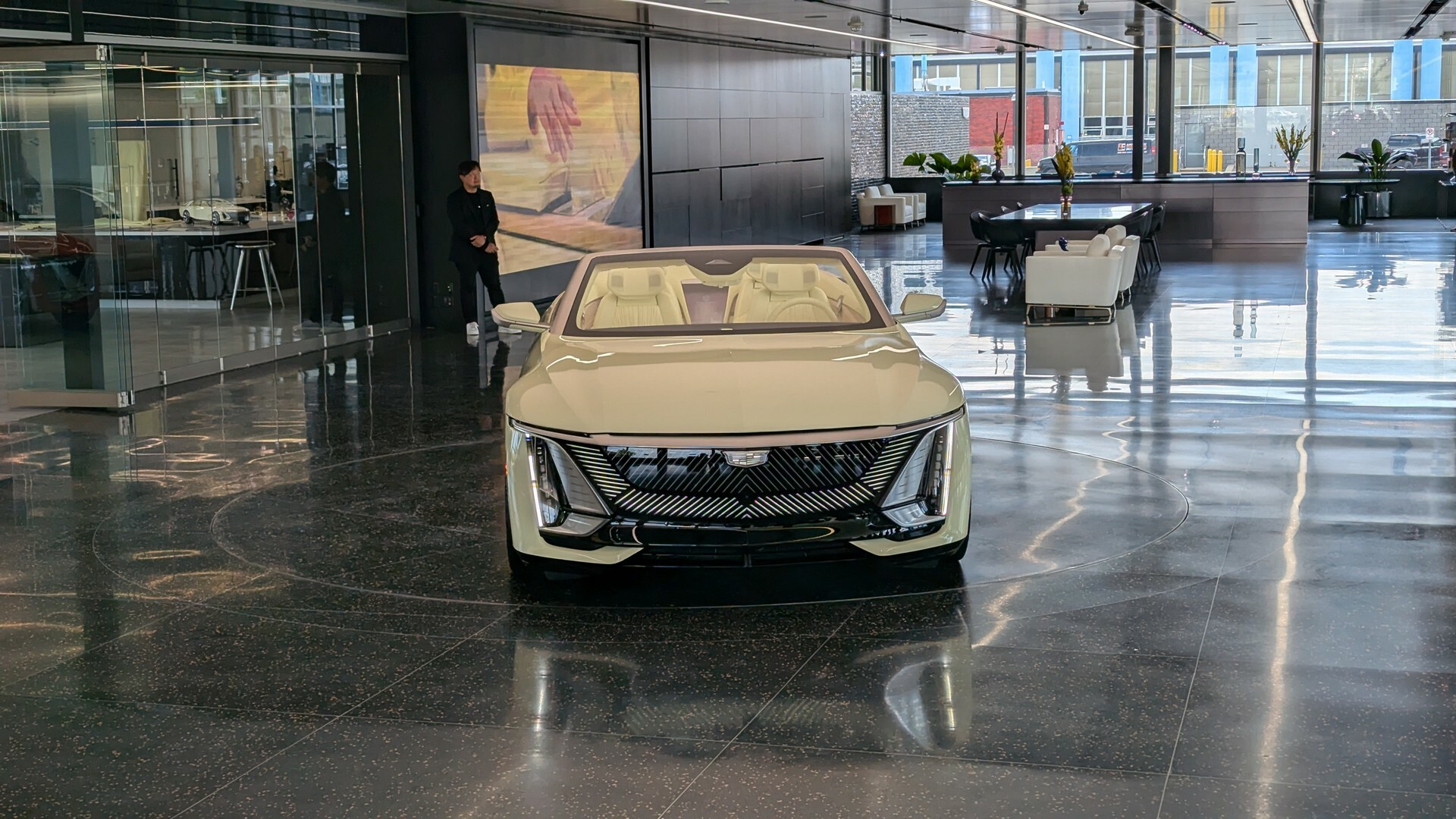 Cadillac Sollei Concept Is The Four-Seat Ultra-Luxury Convertible Of ...