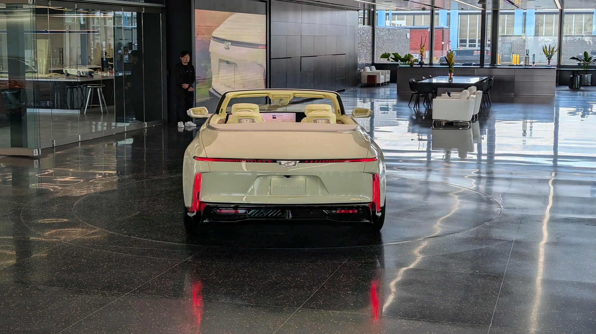 Cadillac Sollei Concept Is The Four-Seat Ultra-Luxury Convertible Of ...