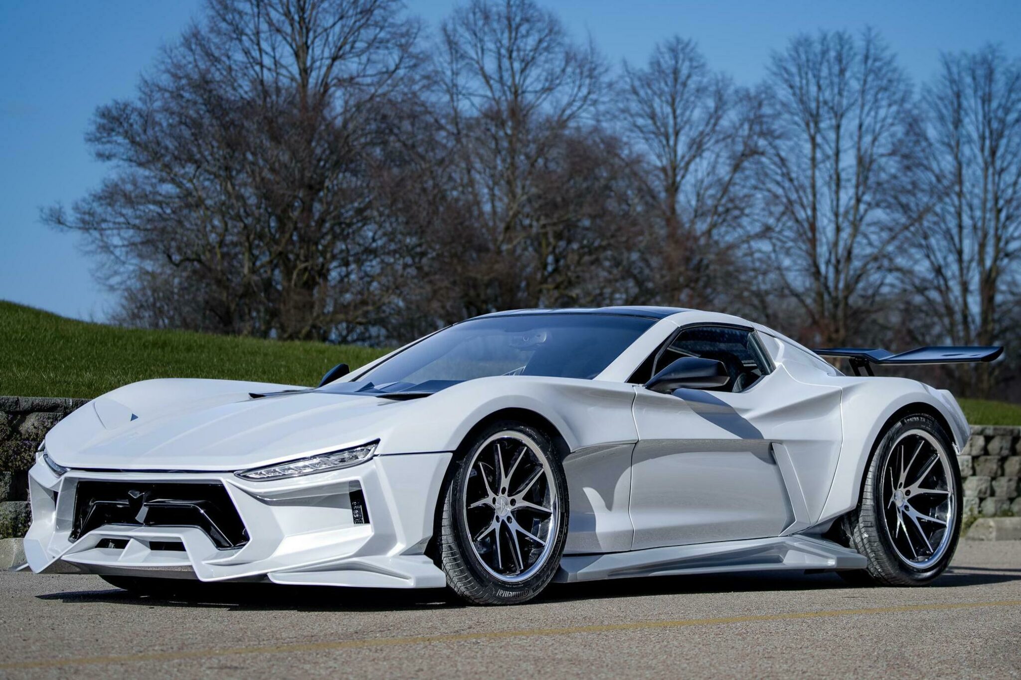 Love It Or Hate It? Remastered Corvette With Valarra Bodykit Seeks New ...