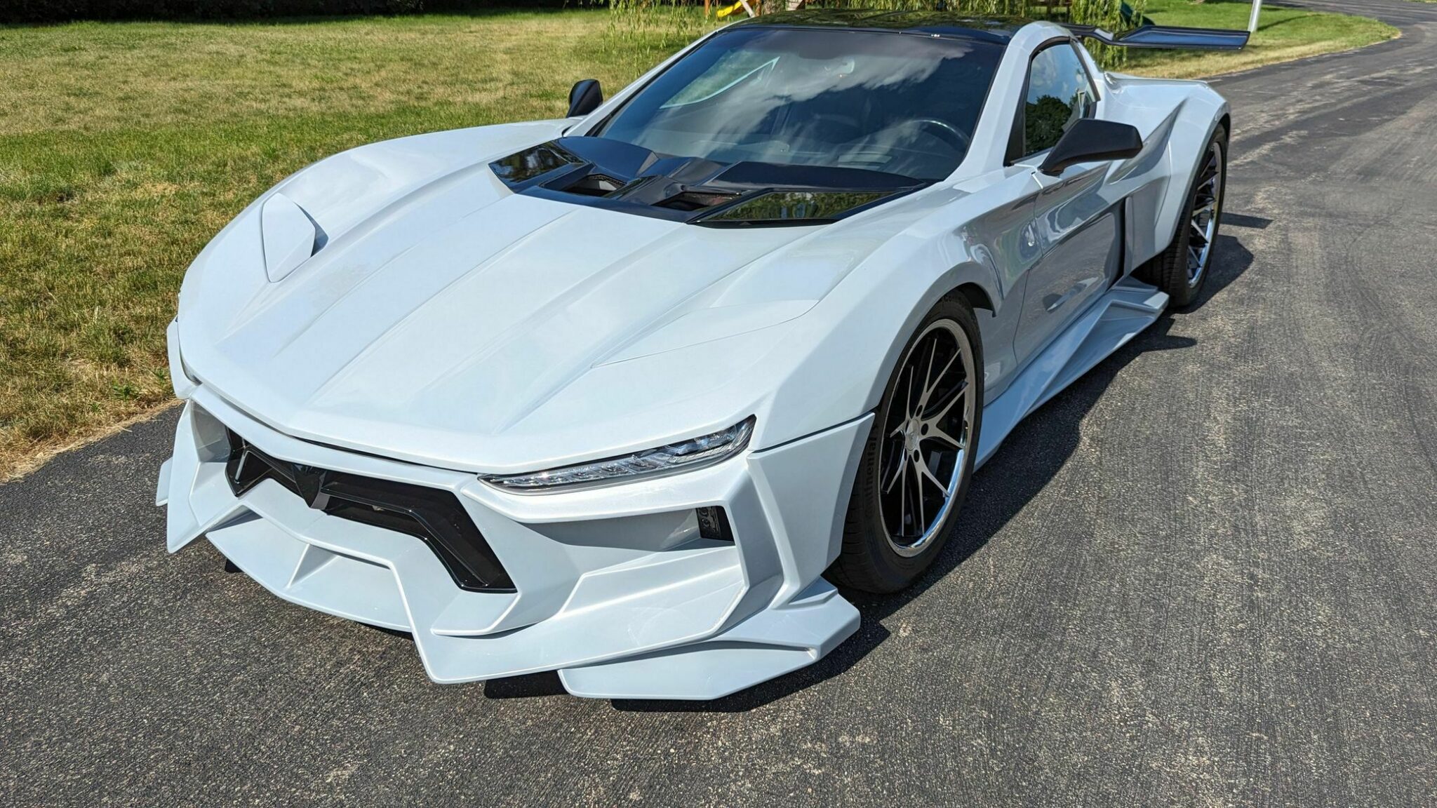 Love It Or Hate It? Remastered Corvette With Valarra Bodykit Seeks New ...