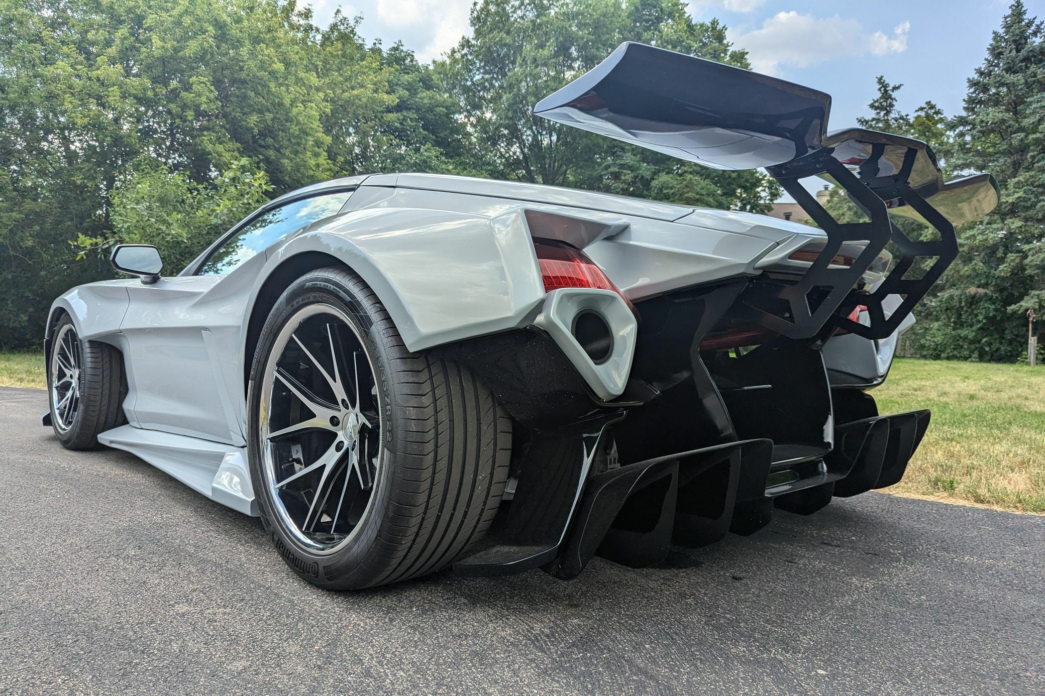Love It Or Hate It? Remastered Corvette With Valarra Bodykit Seeks New ...