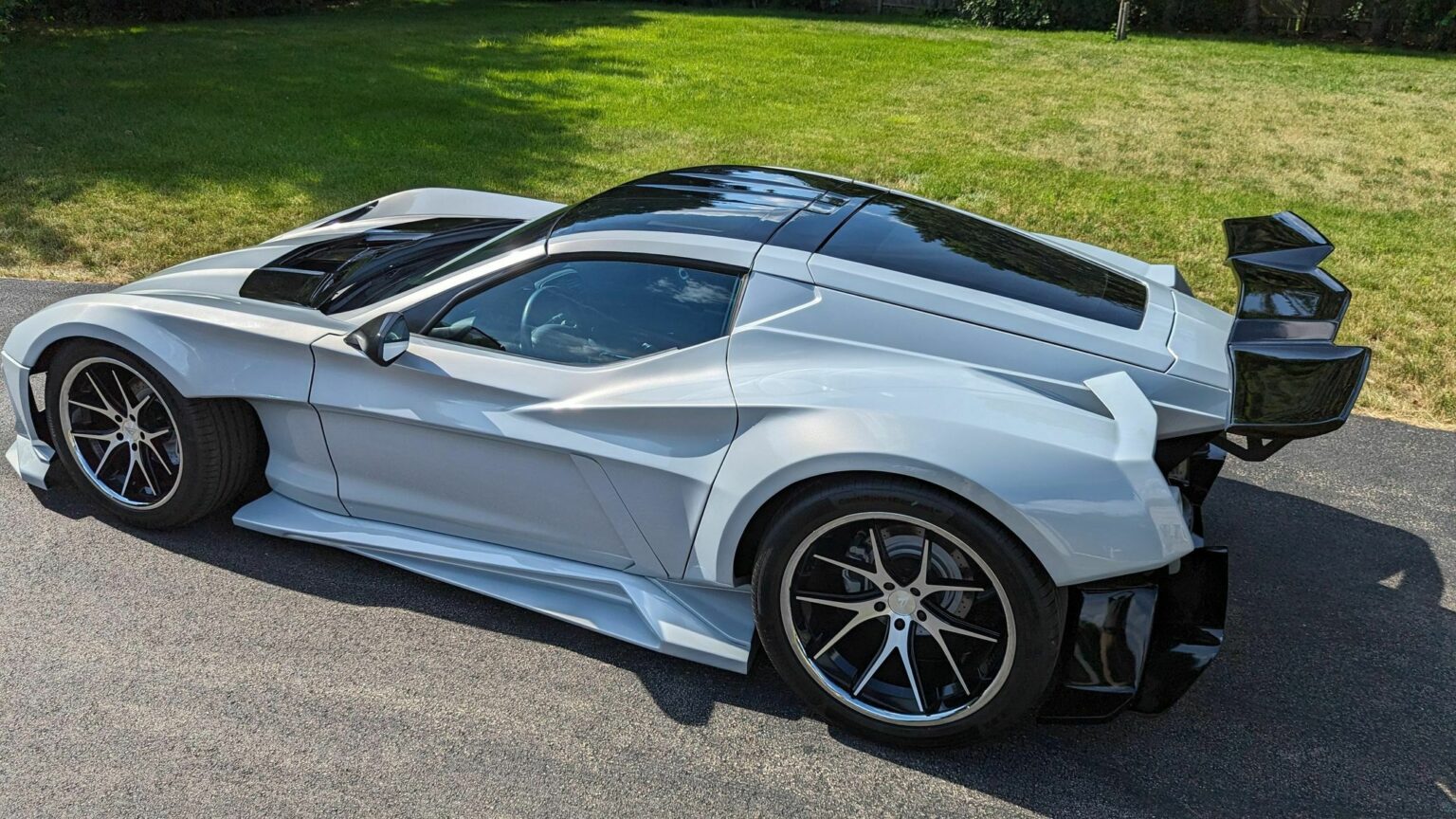 Love It Or Hate It? Remastered Corvette With Valarra Bodykit Seeks New ...