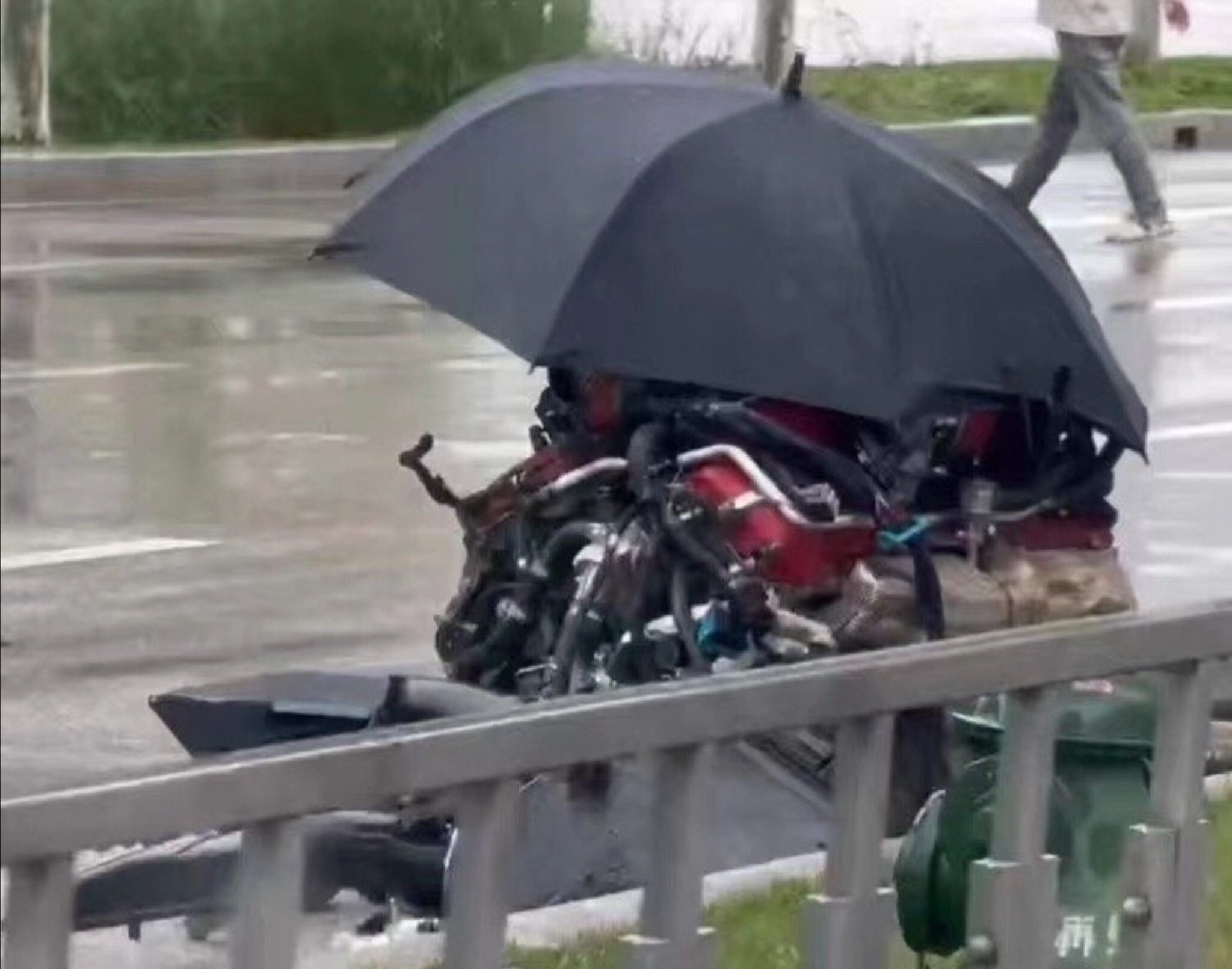 Ferrari’s Purosangue Already Splits Opinion, Now It’s Split In Half ...