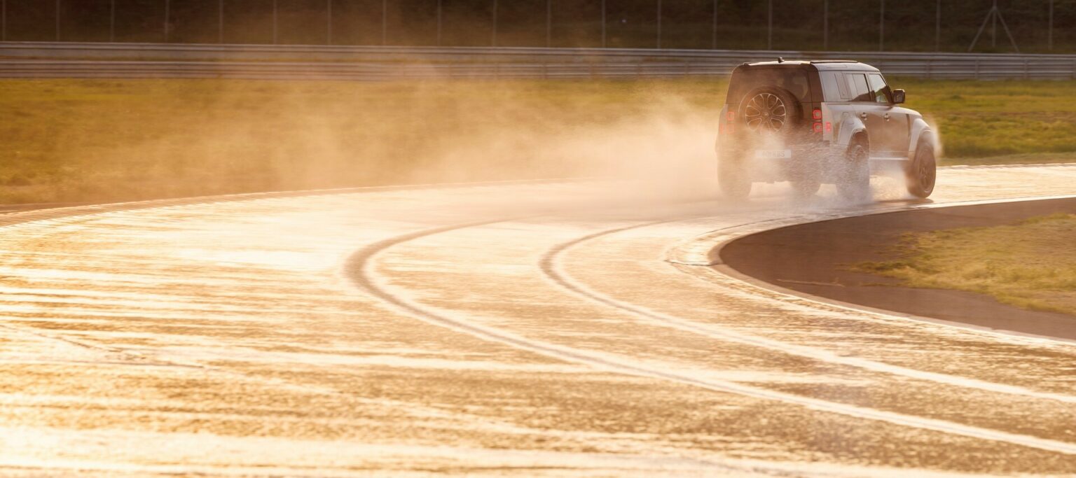 Land Rover’s Defender Octa To Spawn 2026 Dakar And World Rally-Raid ...