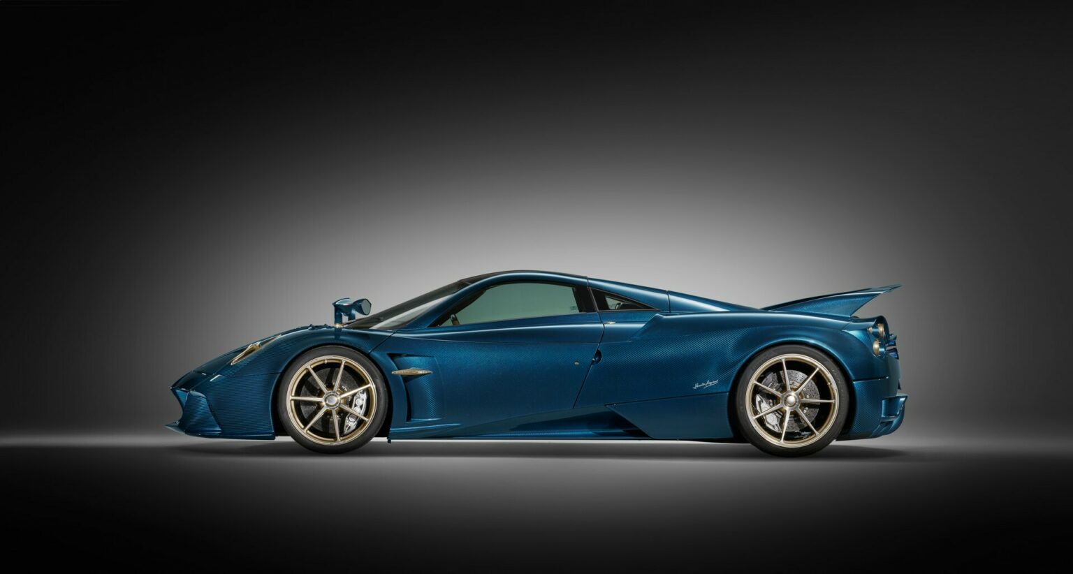 The Epitome Is The First Pagani Huayra With A Manual Gearbox | Carscoops