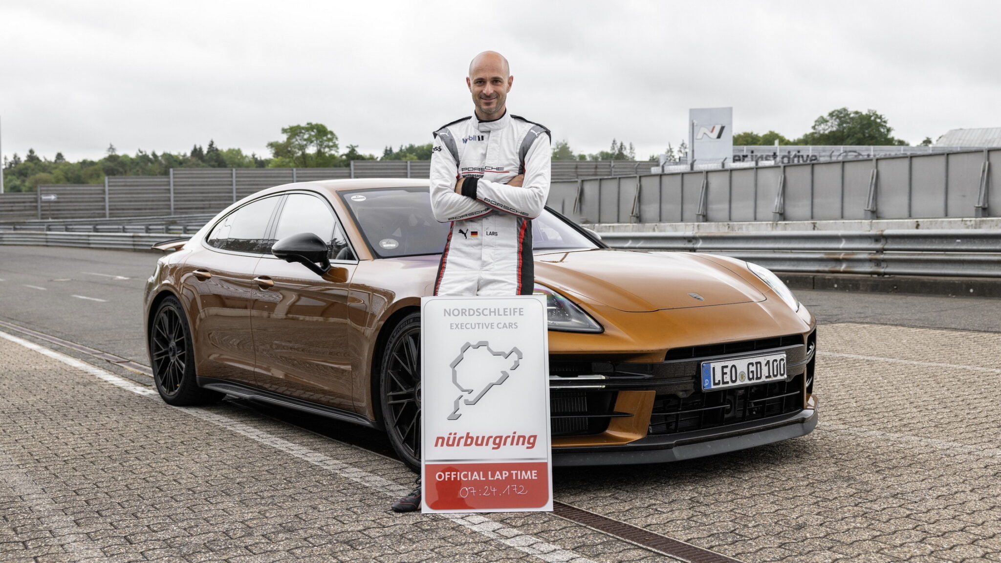 Watch Porsche’s Panamera Shatter The Nurburgring Record From The Driver ...