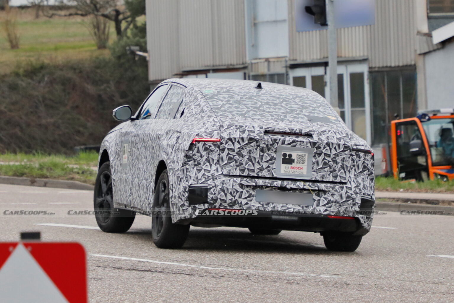 2025 DS8 Is France’s Latest Electric Sedan-Crossover Mashup | Carscoops