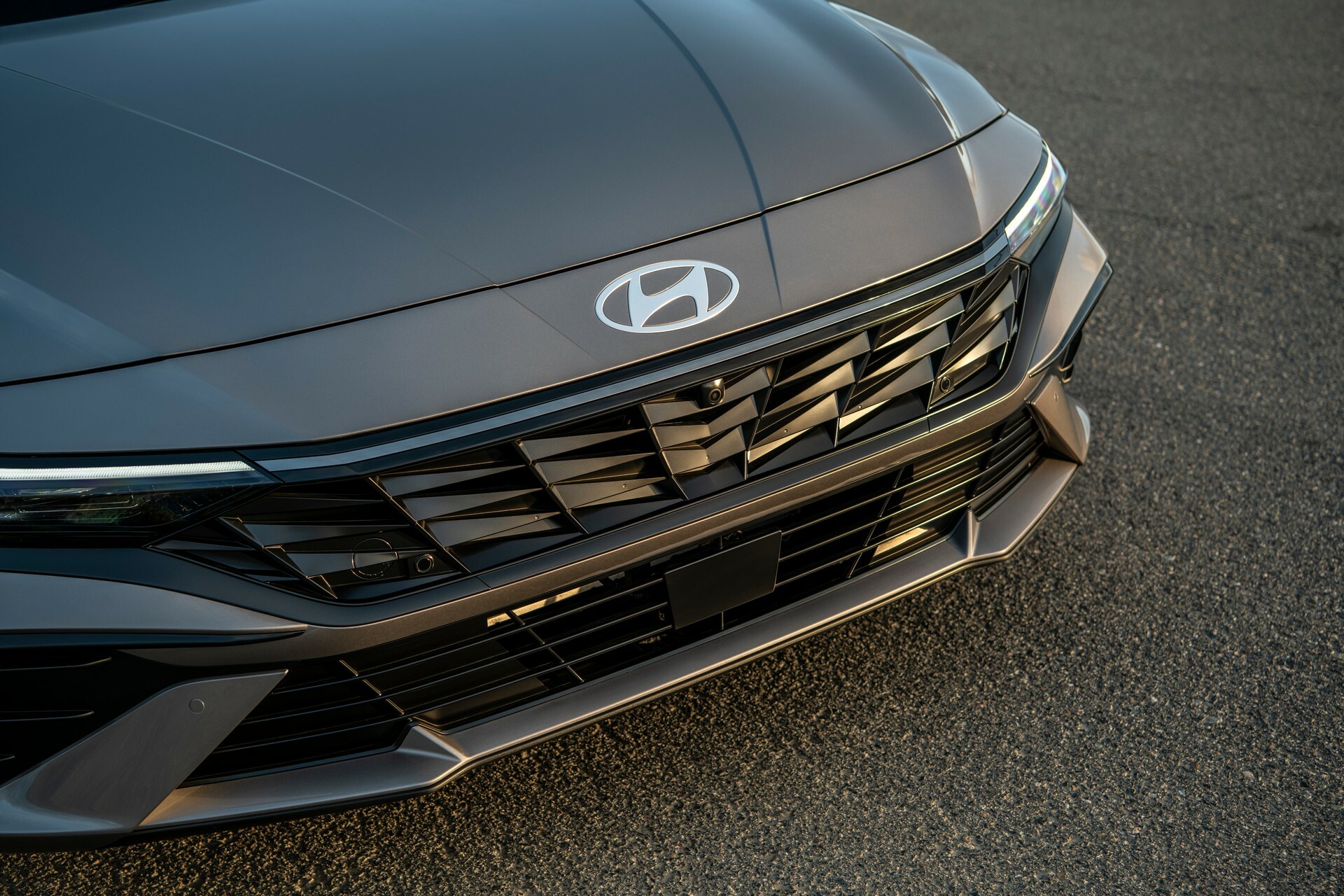 2025 Hyundai Elantra Gains New Trims And $1,150 Cheaper Hybrid | Carscoops