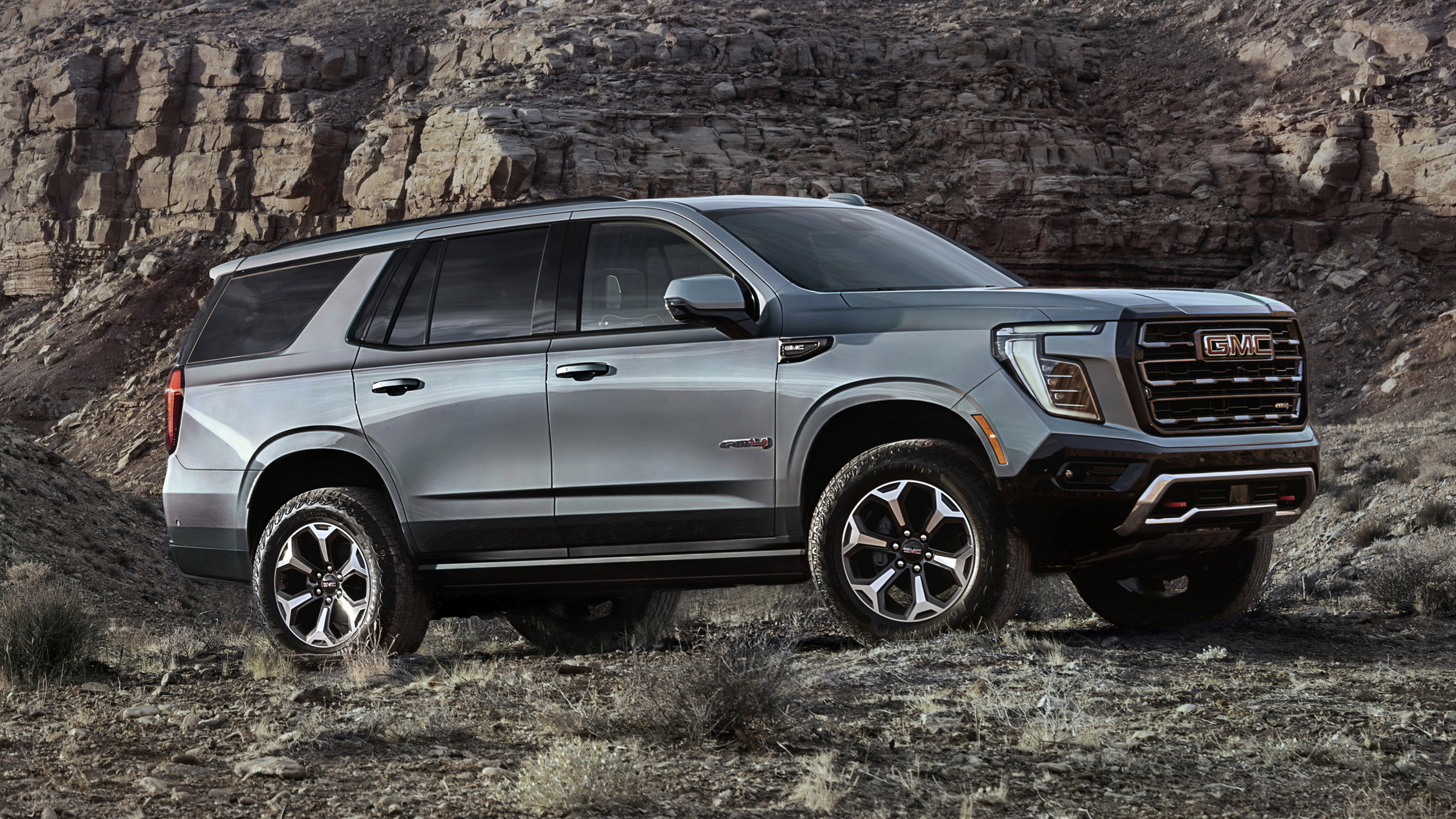 2025 GMC Yukon Gets A Much-Needed Interior Overhaul And Beefier Diesel ...
