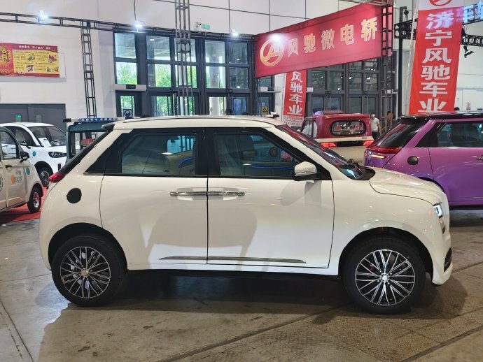 Tiny Rolls-Royce And Maybach Clones Are The Cutest Things You’ll See ...