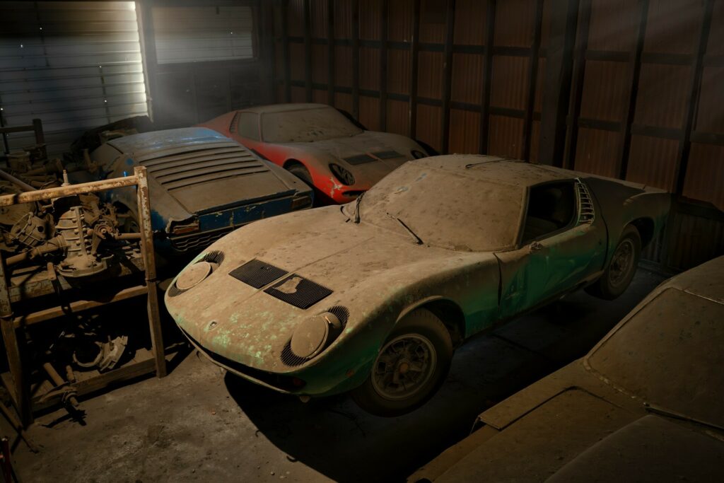 LA Junkyard Hides Treasure Trove Of Million-Dollar Classics Left To Rot ...