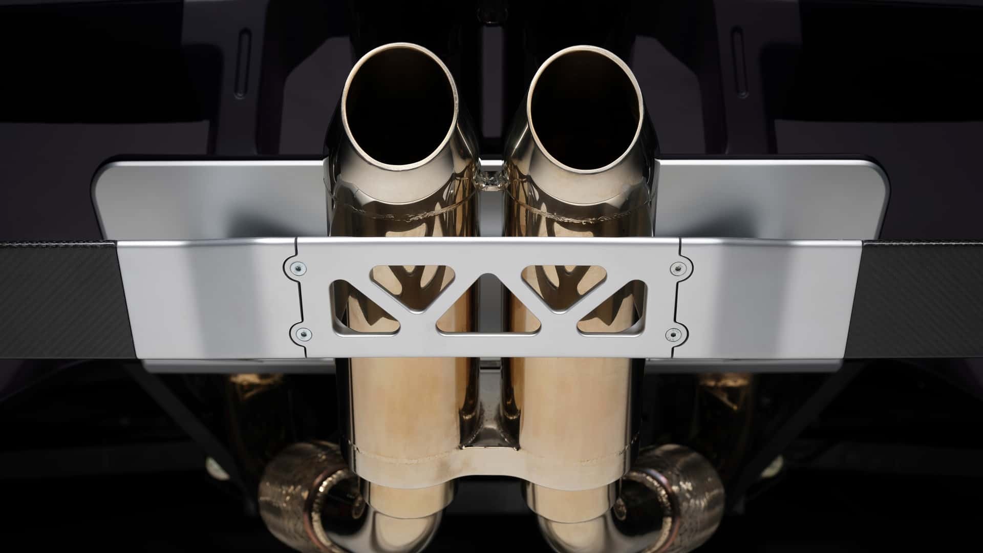 Get A Closer Look At Eccentrica’s $1.3M Lamborghini Diablo Restomod ...