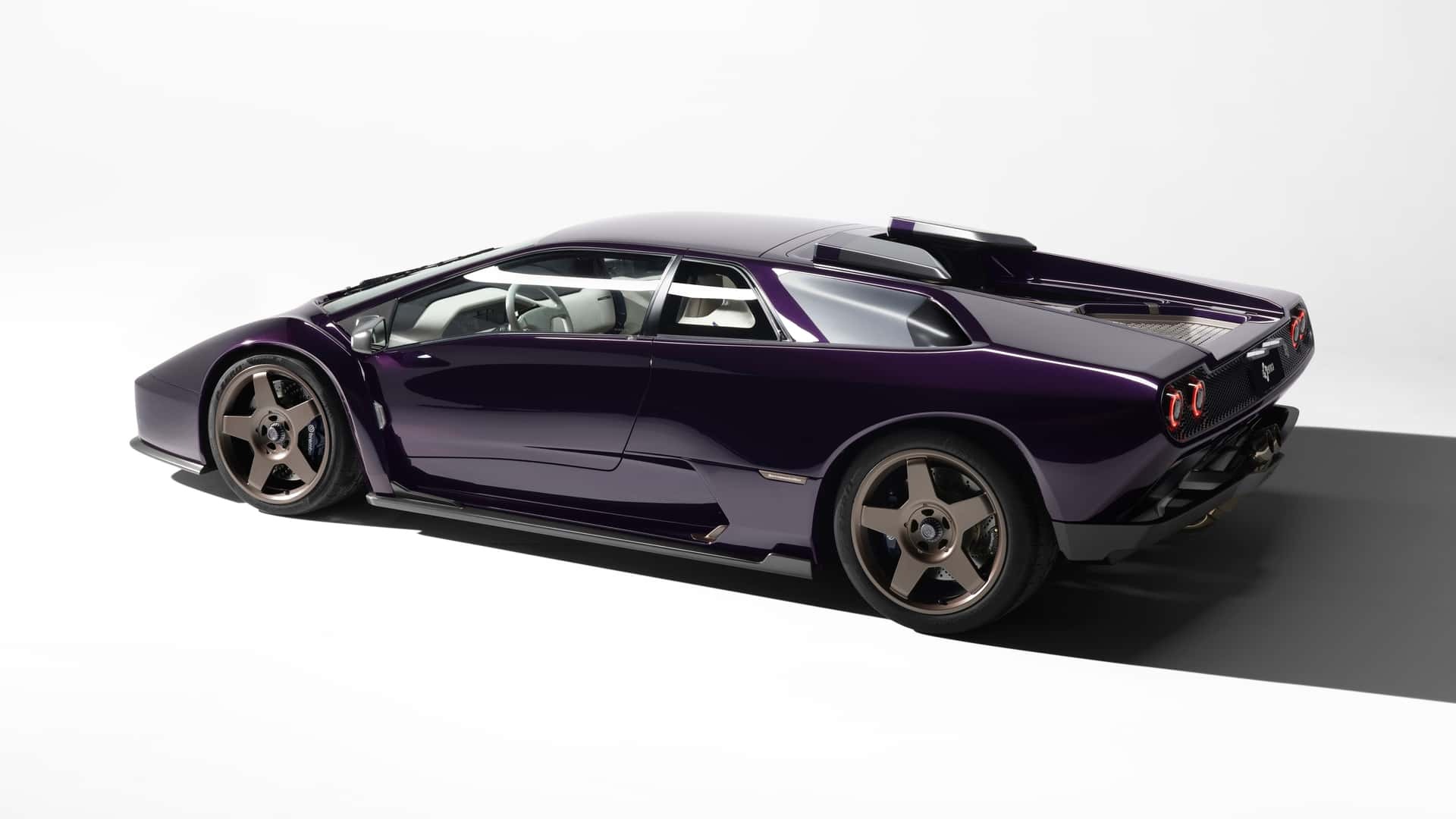 Get A Closer Look At Eccentrica’s $1.3M Lamborghini Diablo Restomod ...
