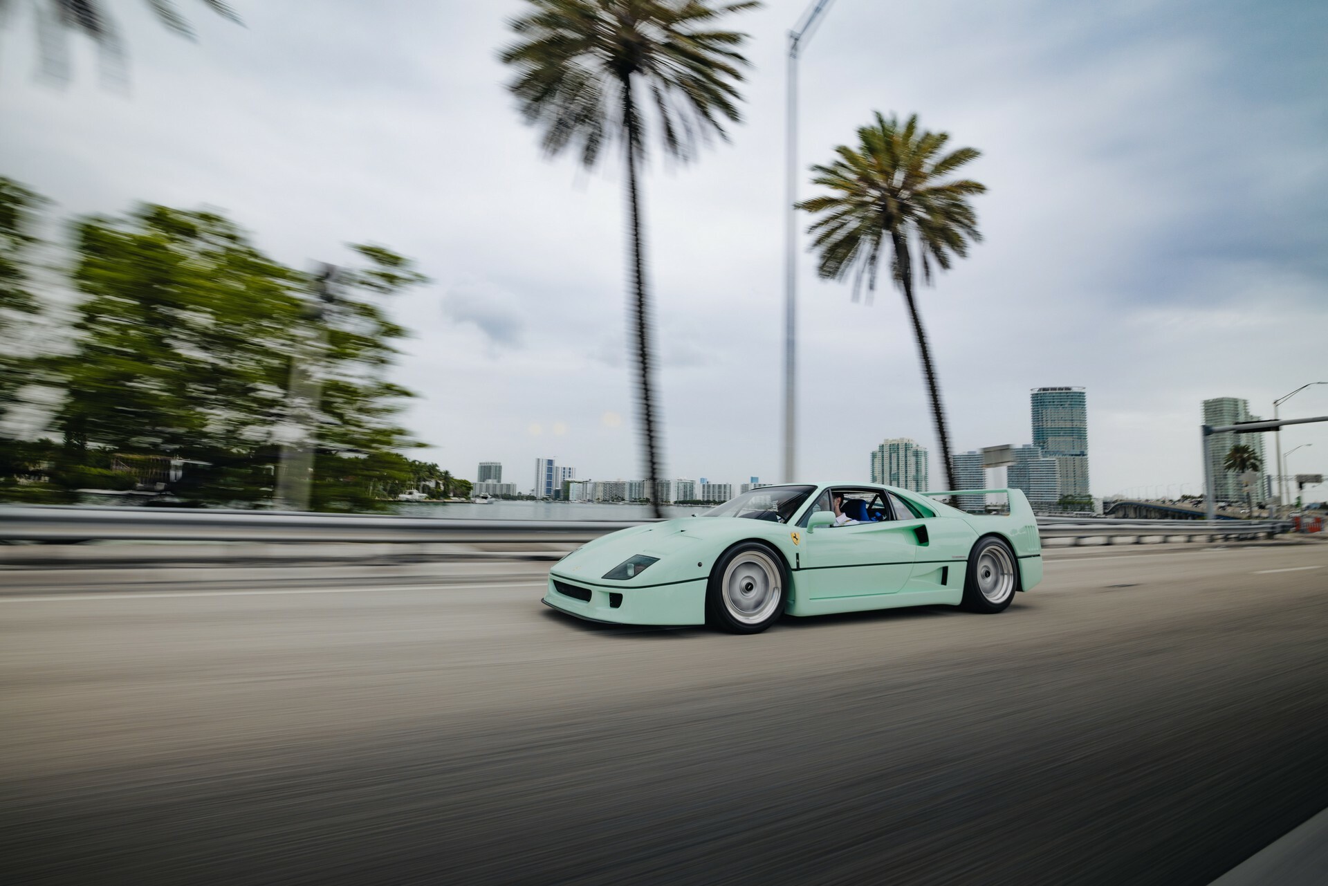 World’s Only Mint Green Ferrari F40 Pays Tribute To A 250 GTO | Carscoops