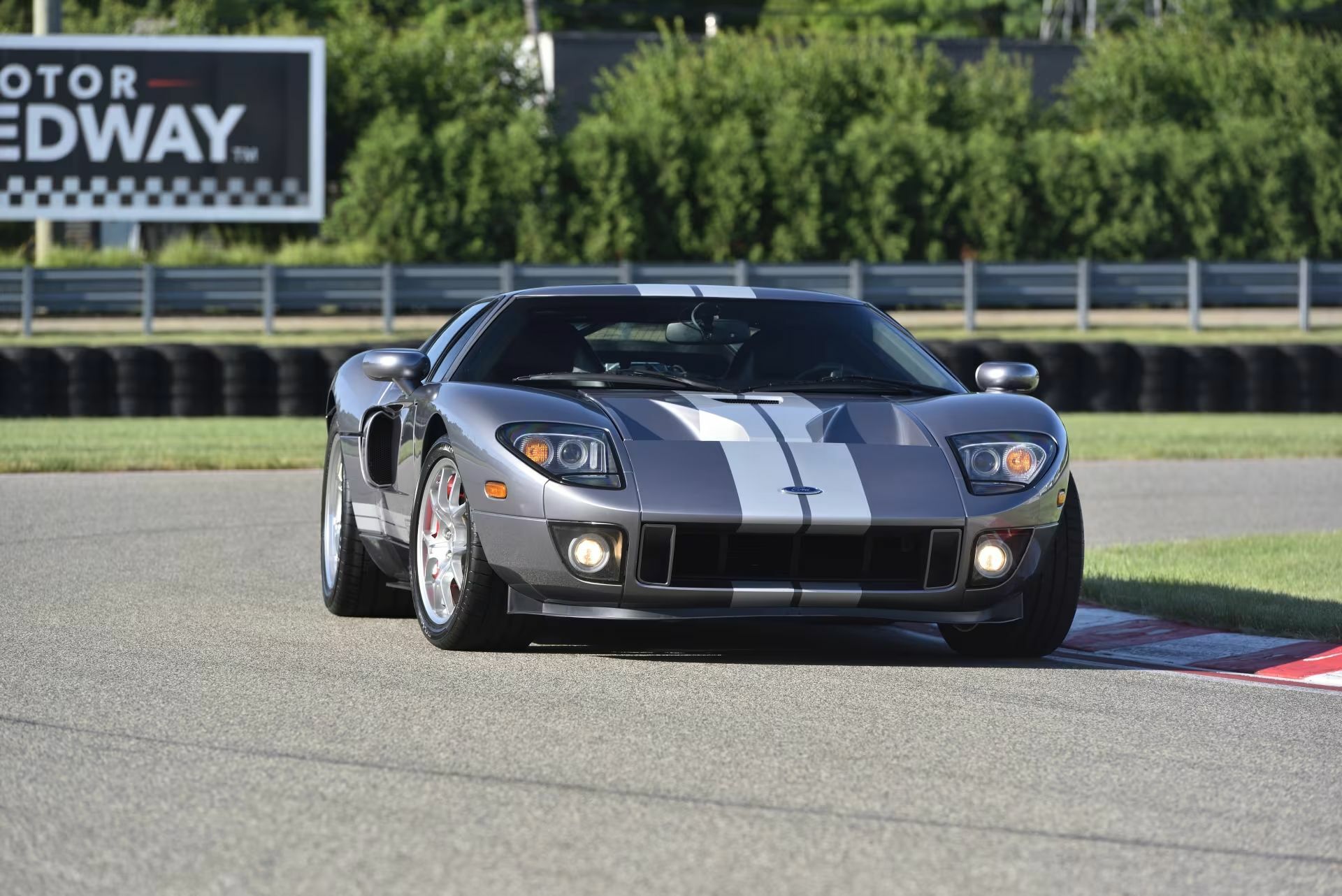 This 2006 Ford GT Prototype Helped Create A Legend | Carscoops