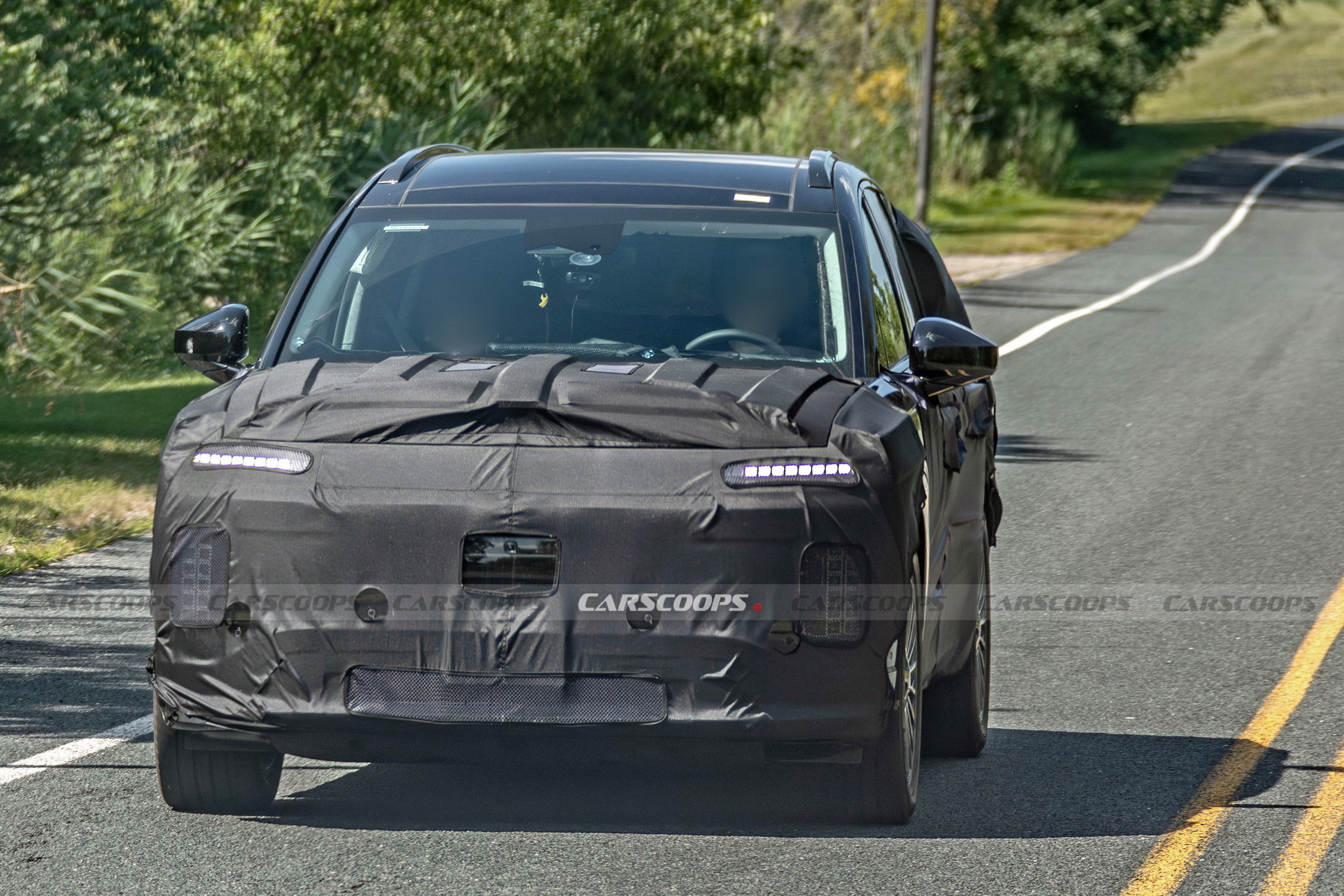 Hyundai Ioniq 7 EV Looks Ready For Production In Latest Spy Shots ...