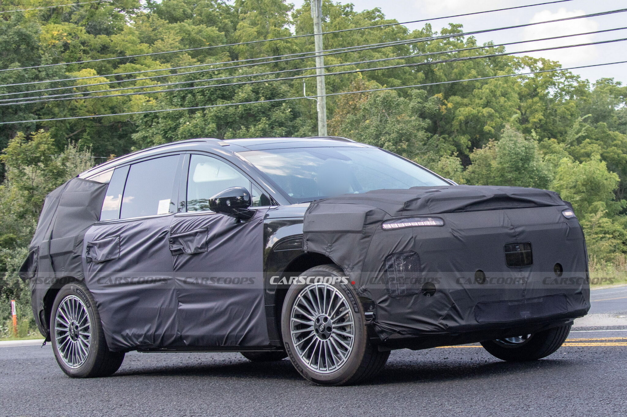 Hyundai Ioniq 7 EV Looks Ready For Production In Latest Spy Shots ...