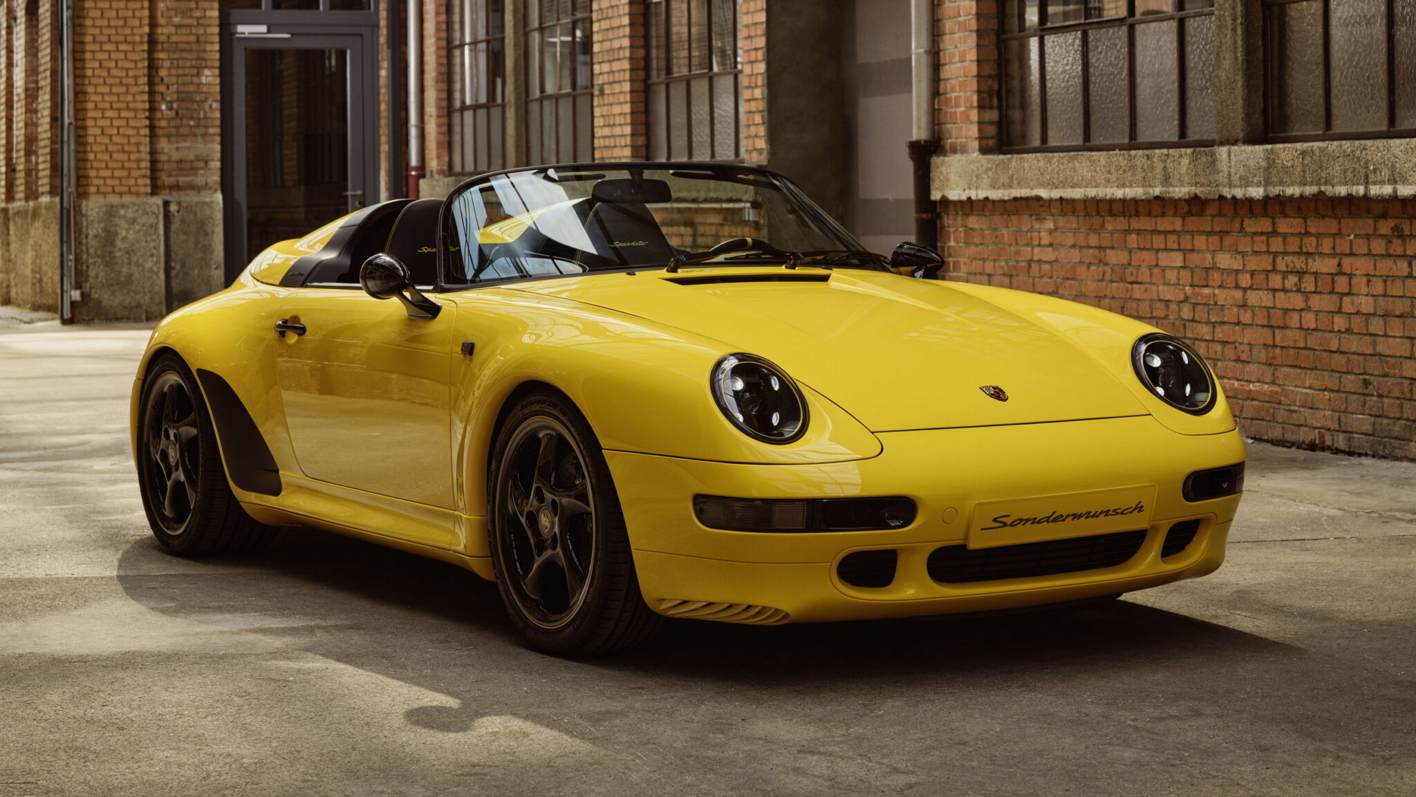 Porsche Builds A Ridiculous One-Off 993 Speedster For Obsessed ...