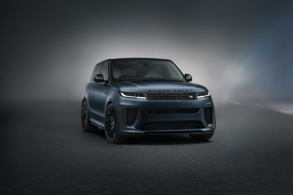 Special Range Rover Sport SV Edition Two Hits The Market, In Case You ...