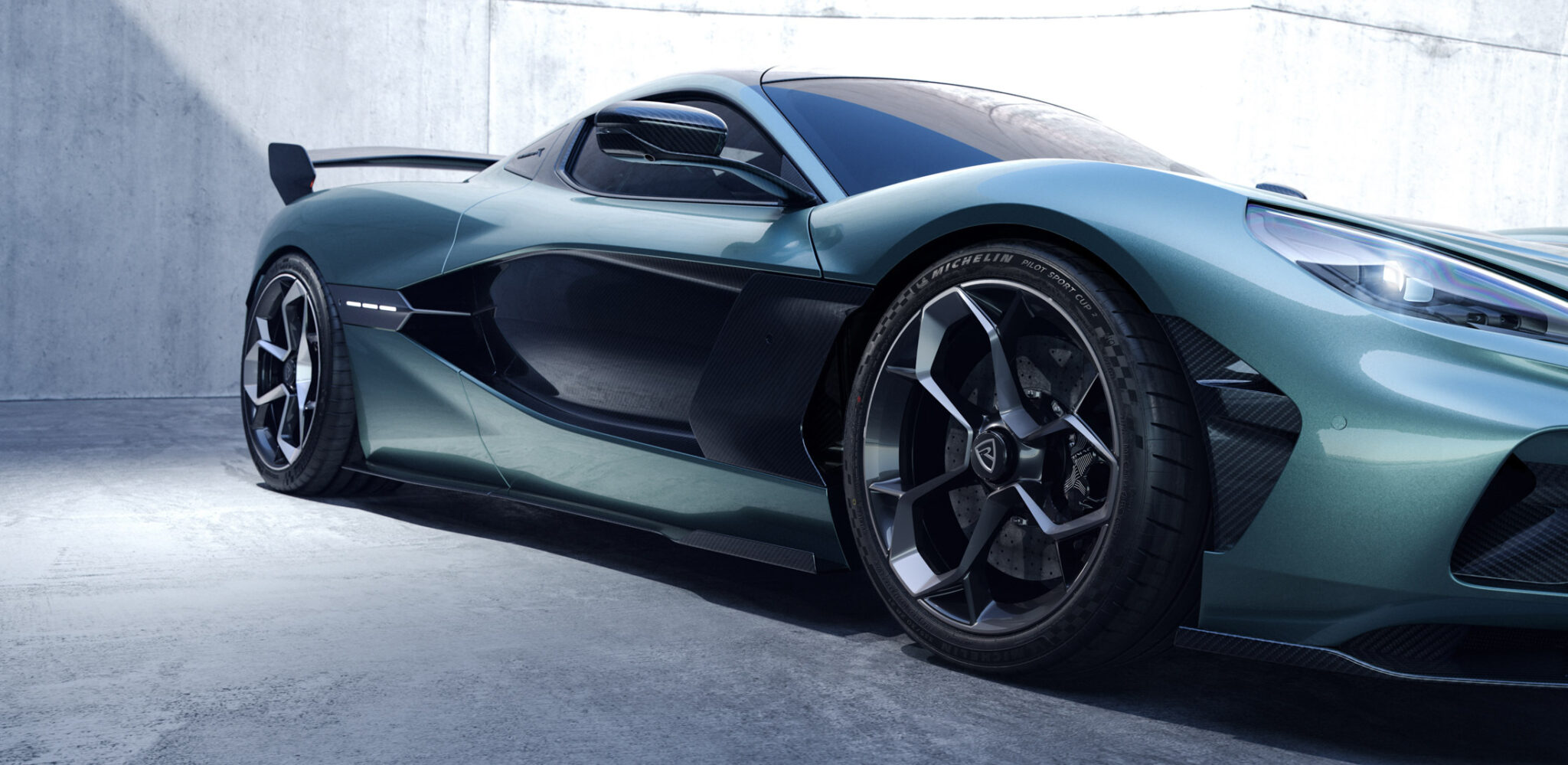 1,989 HP Rimac Nevera R Is Harder, Faster, Lighter And Limited To 40 ...