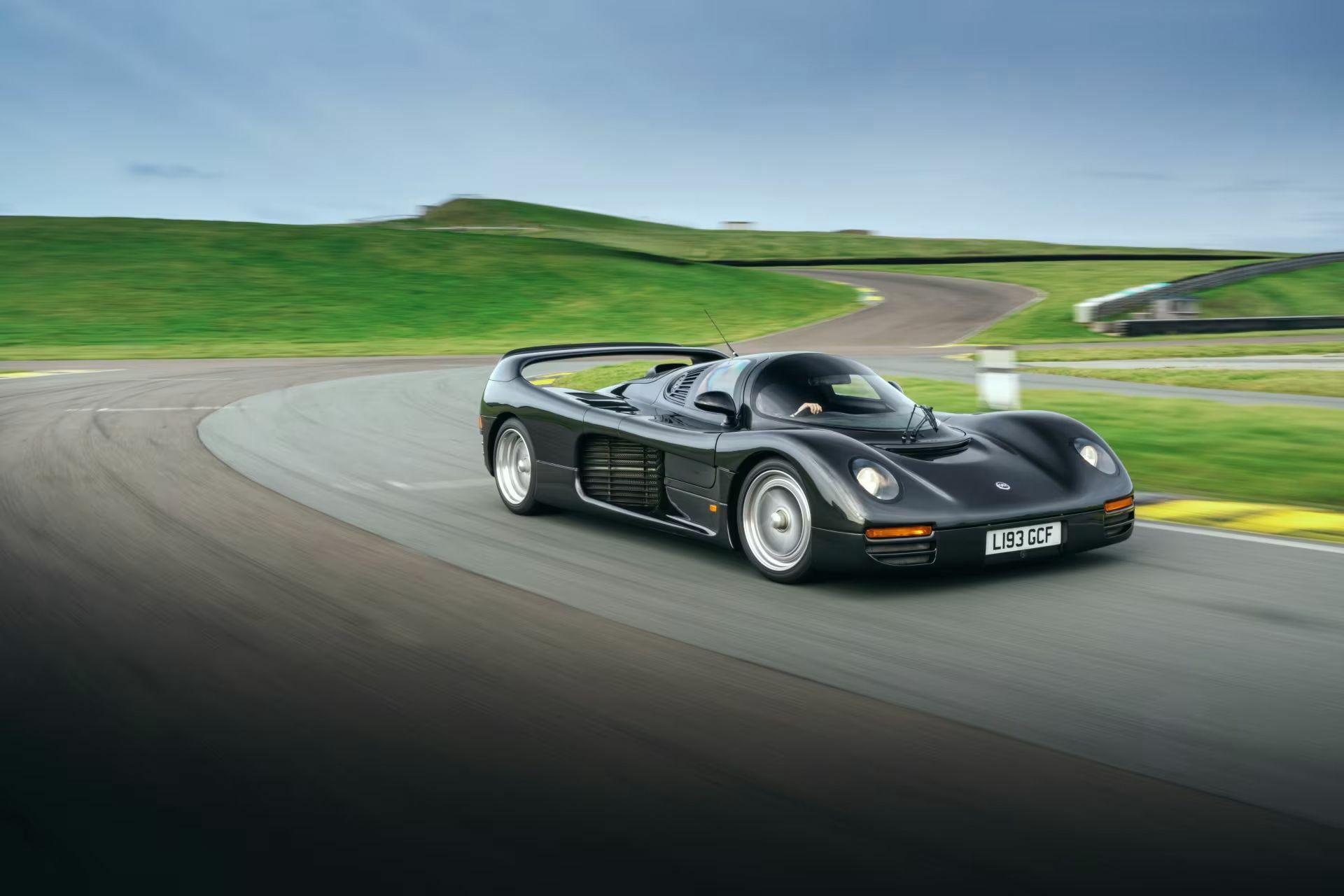 The Schuppan 962CR Is A Road-Going Porsche 962 And The Grandfather Of ...