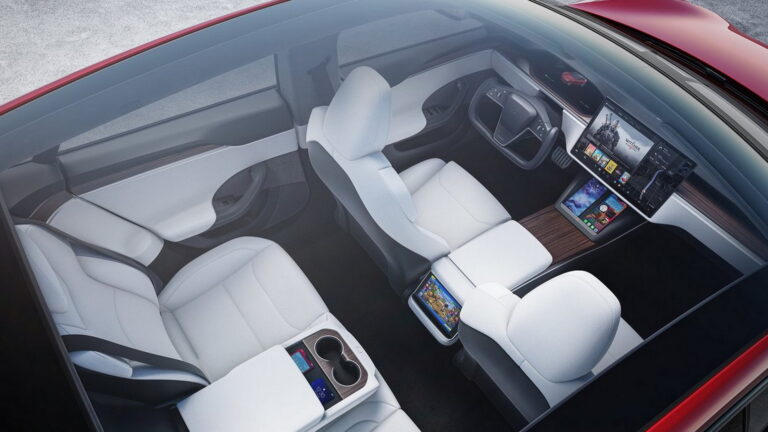 Tesla Driver Who Hit And Killed Motorcyclist Was Allegedly Looking At ...