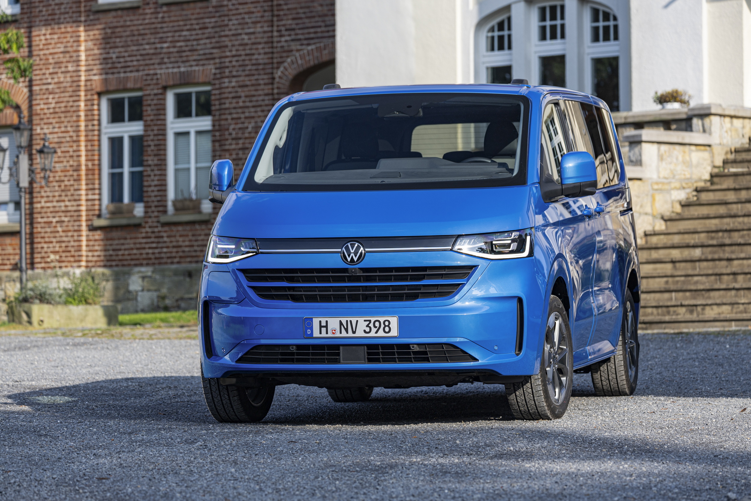 New VW Transporter And Caravelle Debut With Diesel, PHEV, And EV ...
