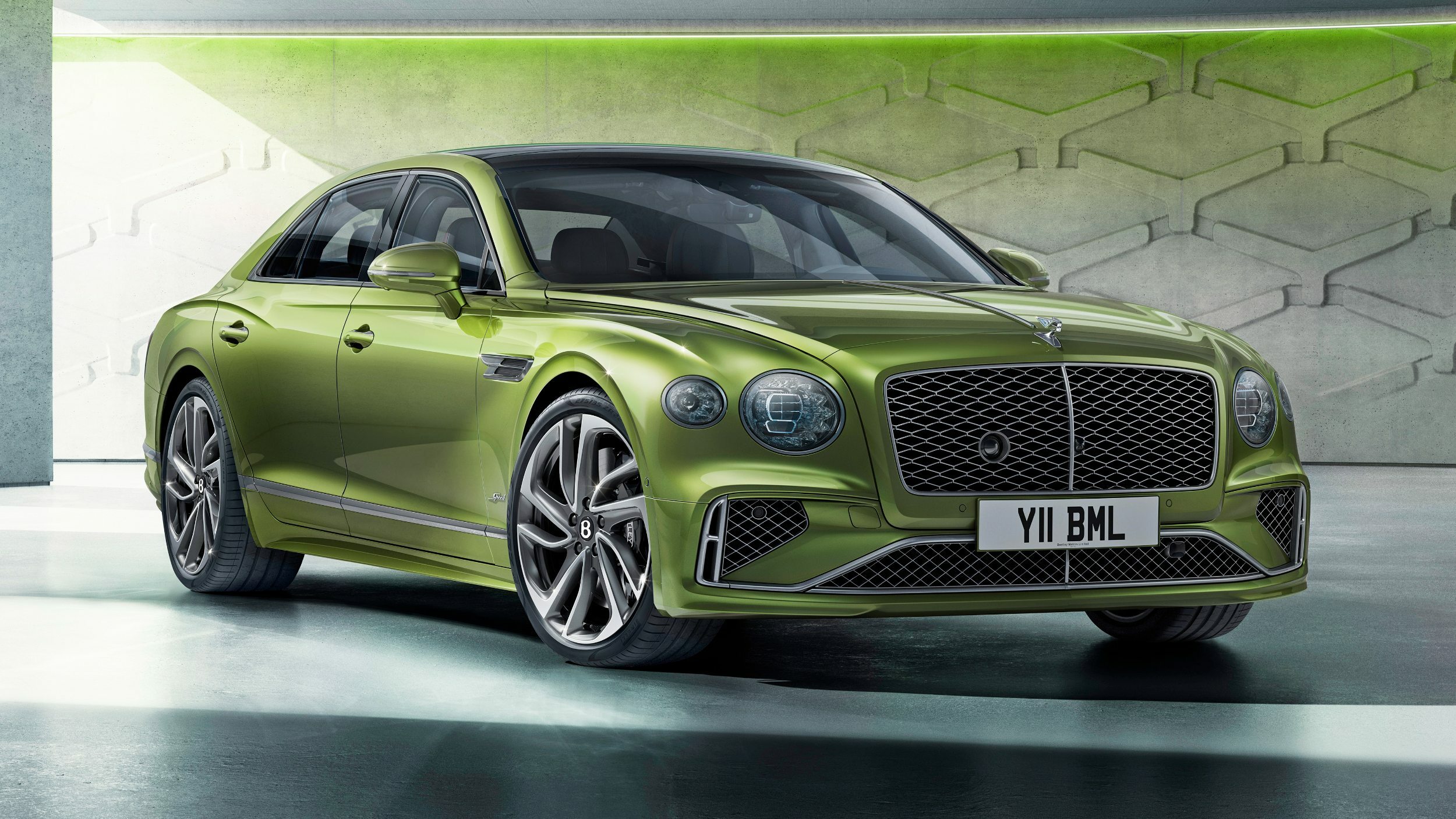 5 Things To Know About The 2025 Bentley Flying Spur Speed | Carscoops