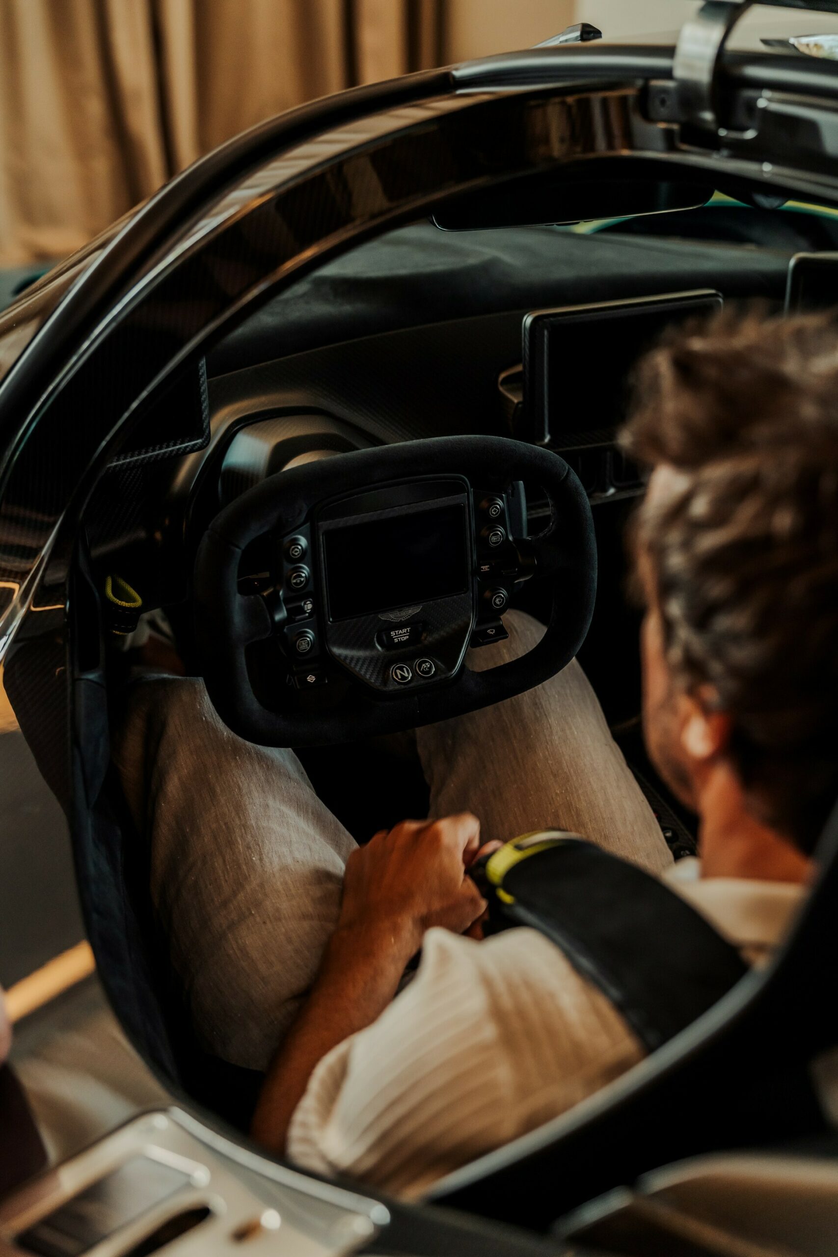 Fernando Alonso’s New Aston Martin Valkyrie Mimics His F1 Car | Carscoops