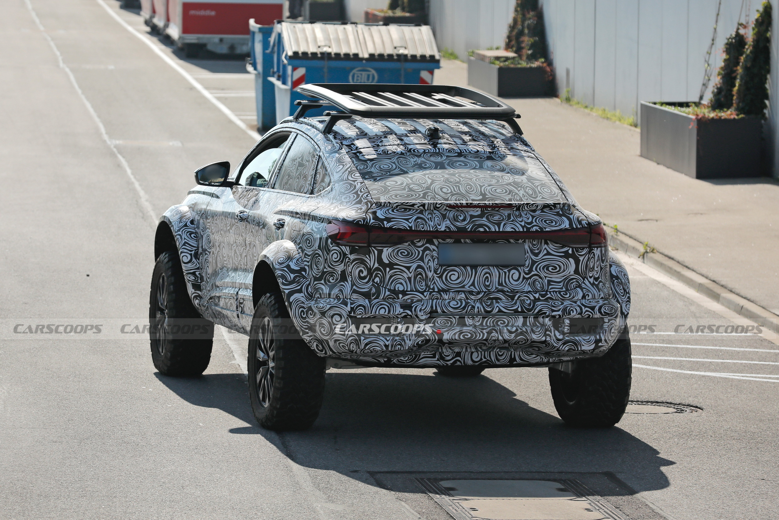 Audi Q6 Sportback E-Tron Prototype Looks Wild In Dakar-Inspired Spec ...