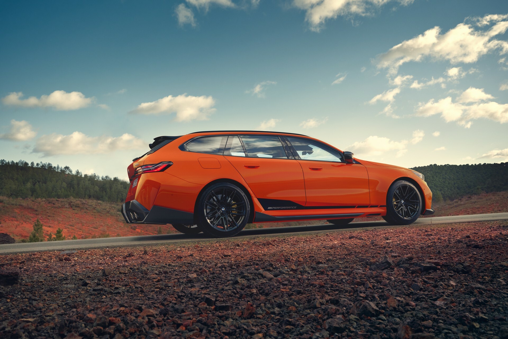 BMW M5 Touring Gets M Carbon Parts, Still Weighs Like A Small Planet ...