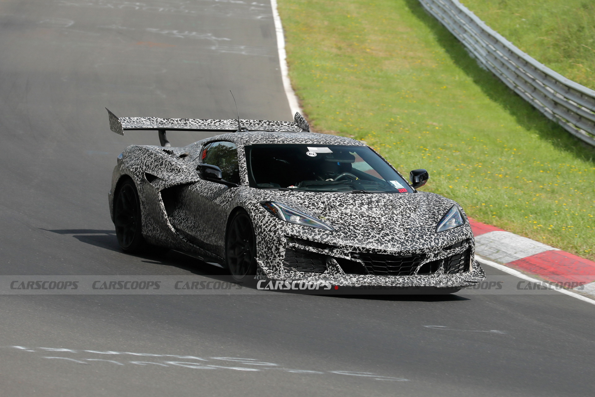 C8 Corvette Zora Will Be Part ZR1 And Part E-Ray | Carscoops