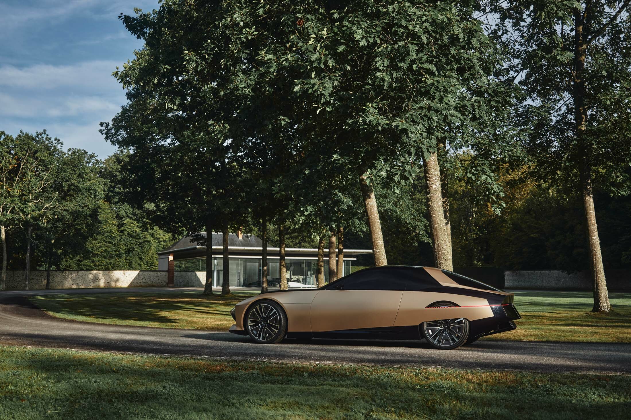 DS Marks 10th Anniversary With Slammed SM Tribute Concept | Carscoops