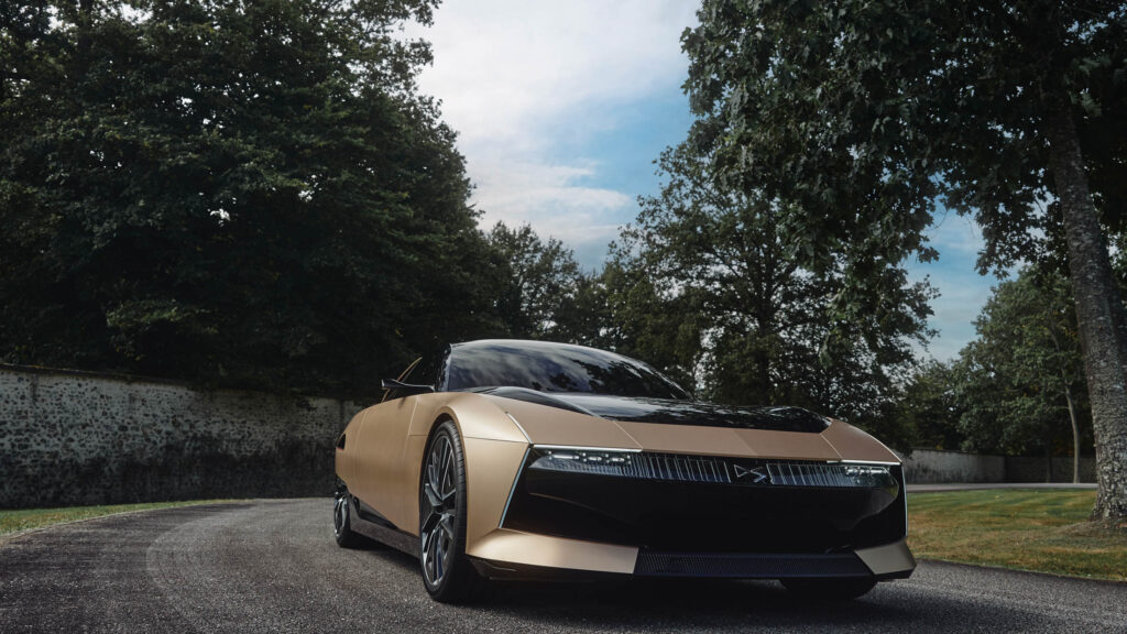 DS Marks 10th Anniversary With Slammed SM Tribute Concept | Carscoops