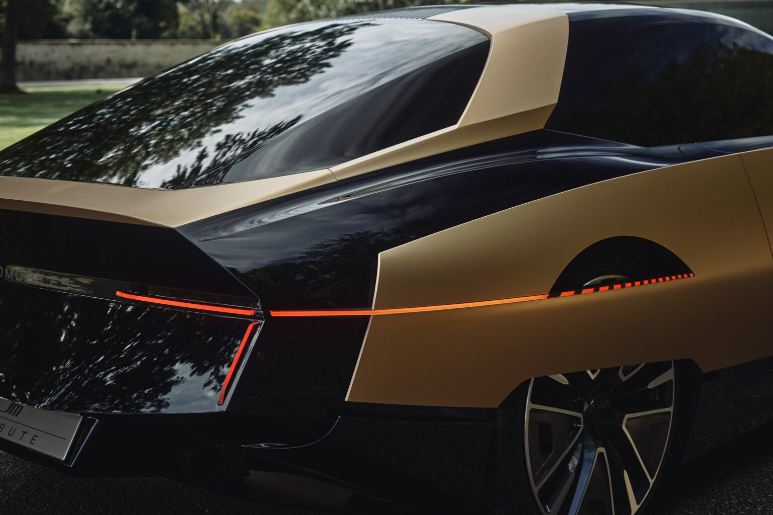 DS Marks 10th Anniversary With Slammed SM Tribute Concept | Carscoops