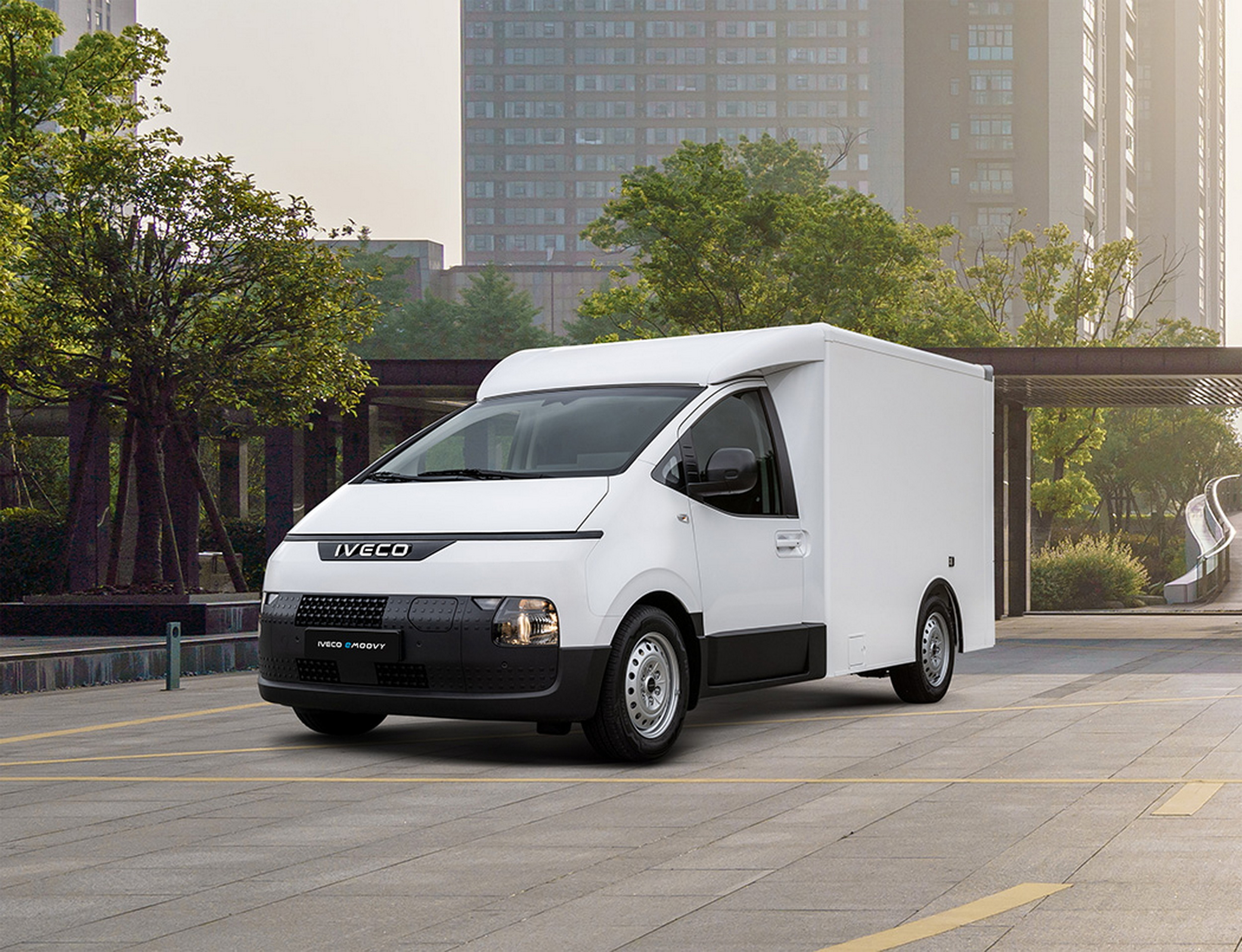 Iveco eMoovy Is An Electric Van Based On The Hyundai Staria | Carscoops