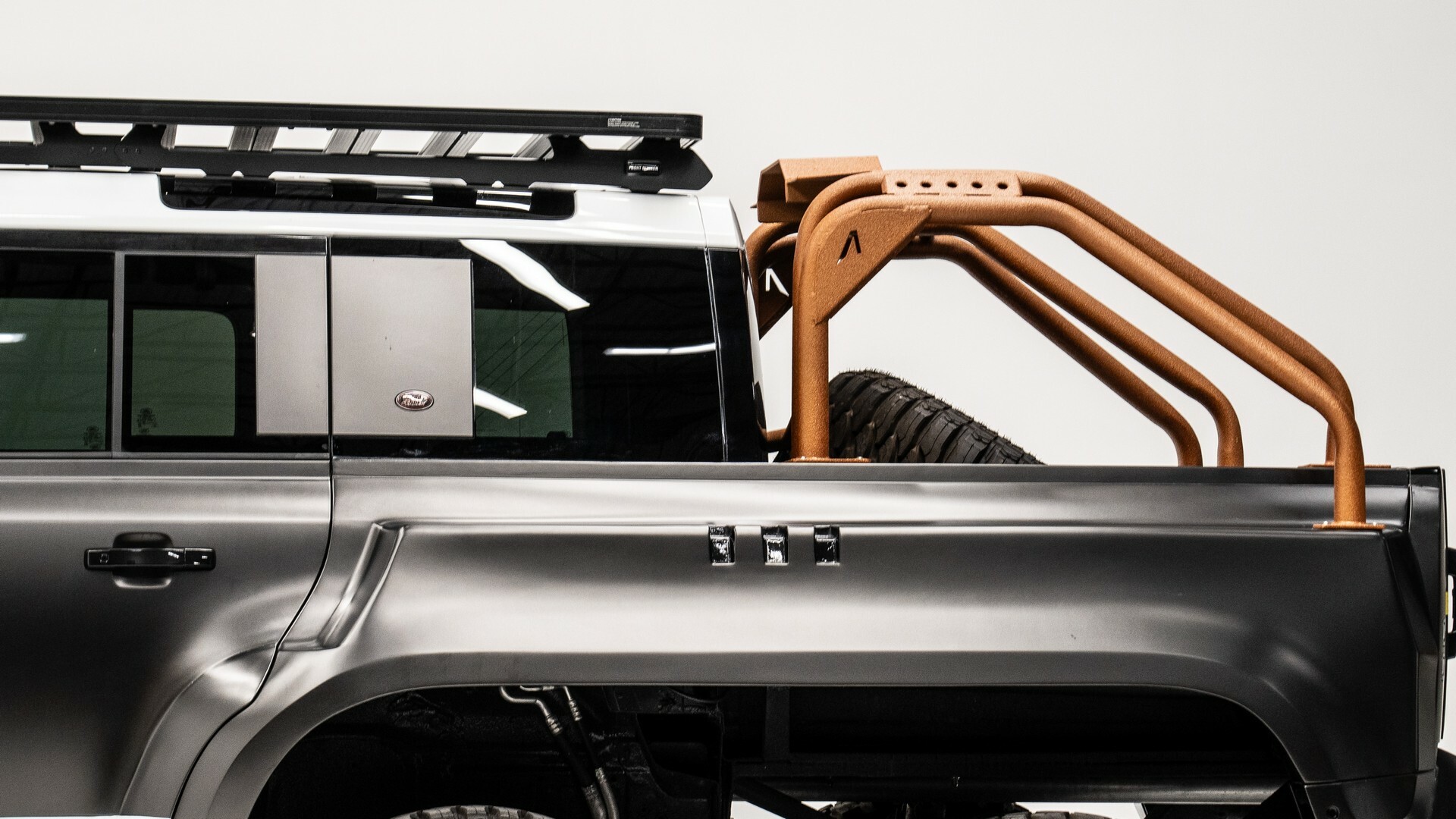 Apocalypse 6×6 Land Rover Defender Is Known As The ‘World Ender ...