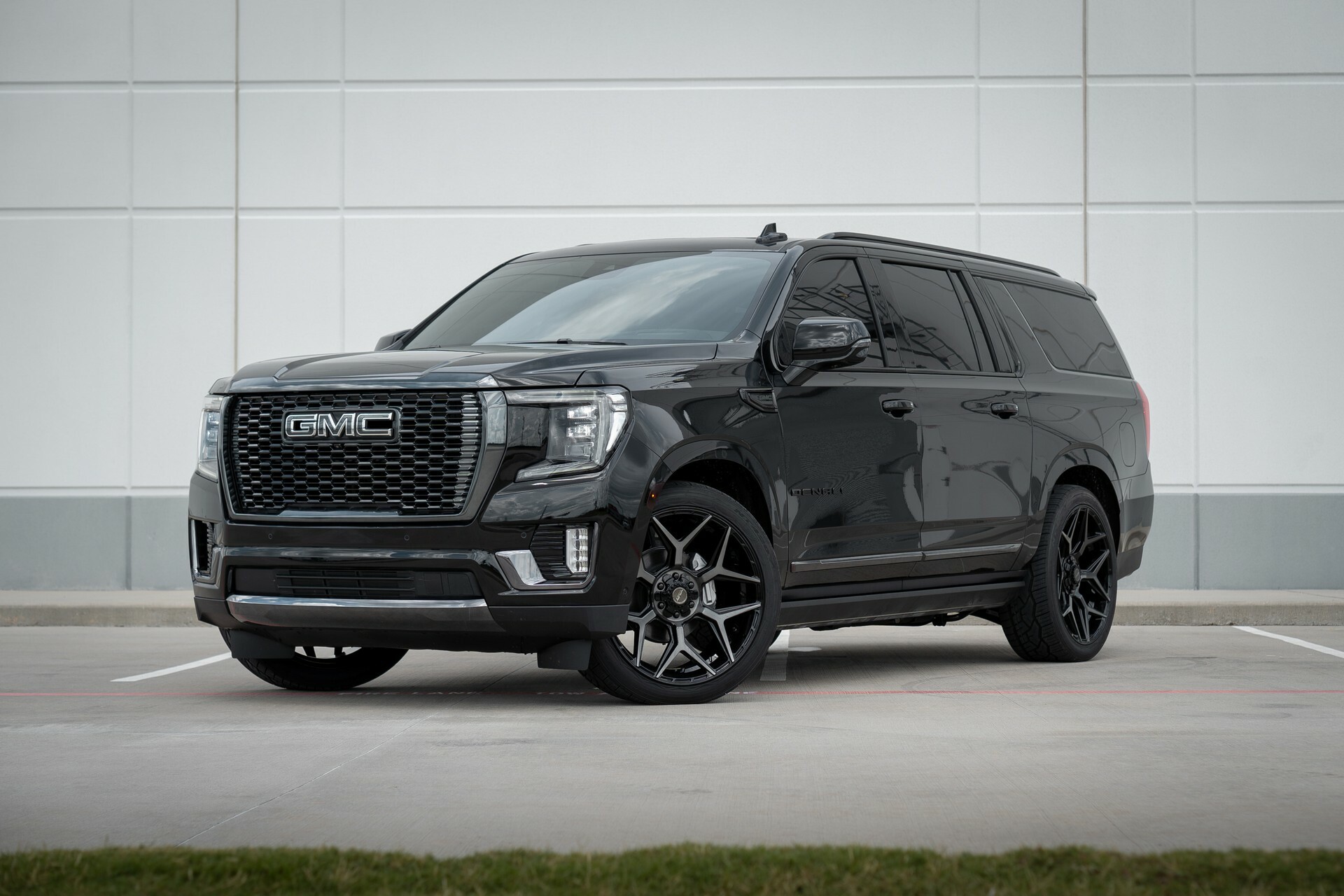Go Up The Trail Or Cruise The City With PaxPower’s 650 HP GMC Yukon ...