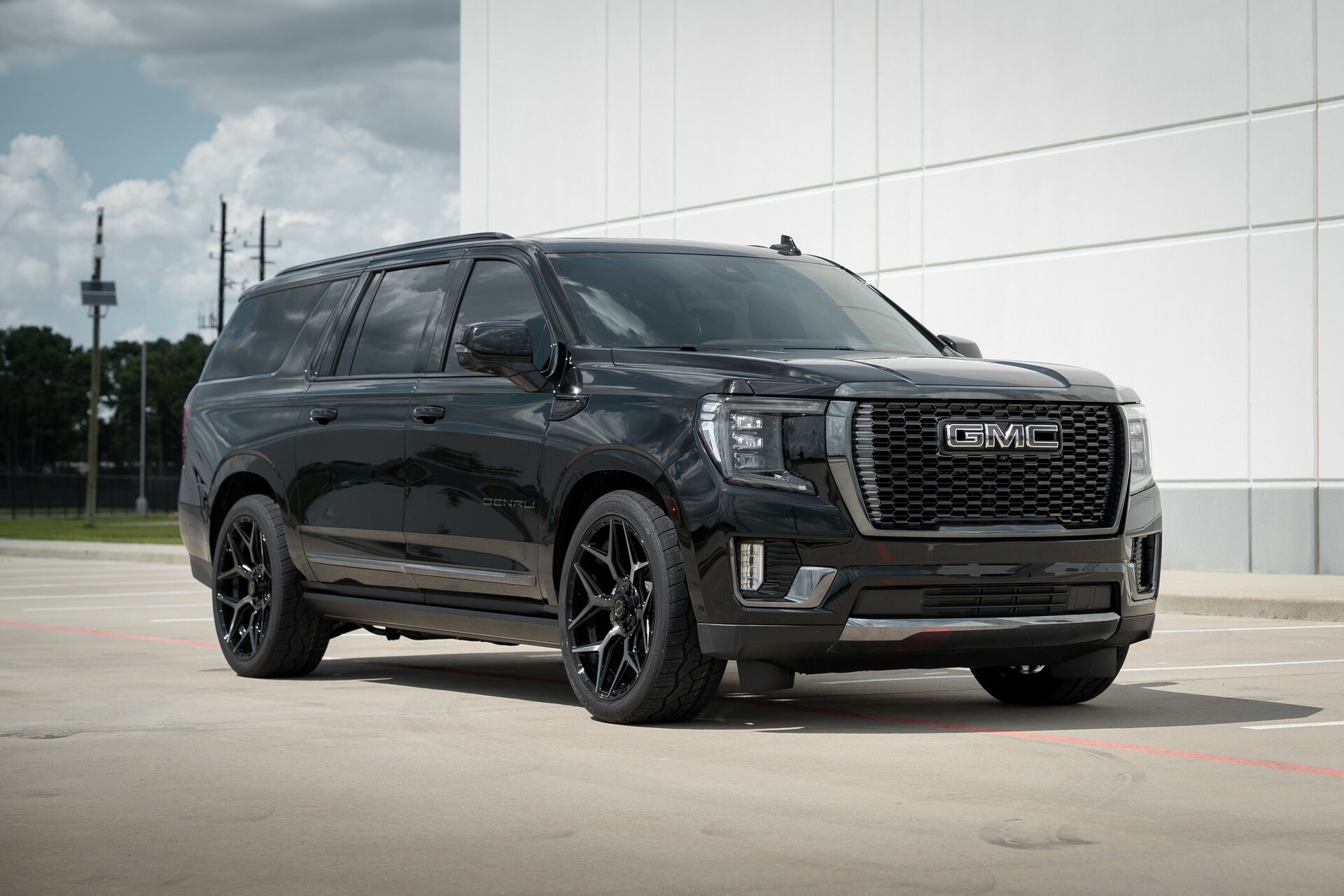 Go Up The Trail Or Cruise The City With PaxPower’s 650 HP GMC Yukon ...