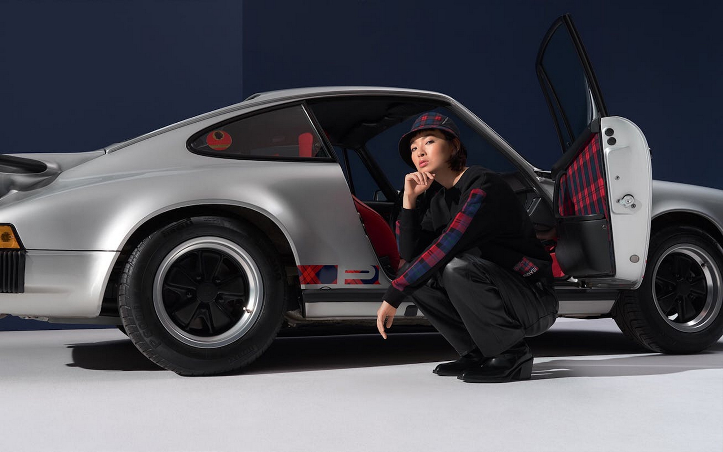 Porsche’s Tartan-Covered 930 Turbo Wants To Lure You Into Buying New ...