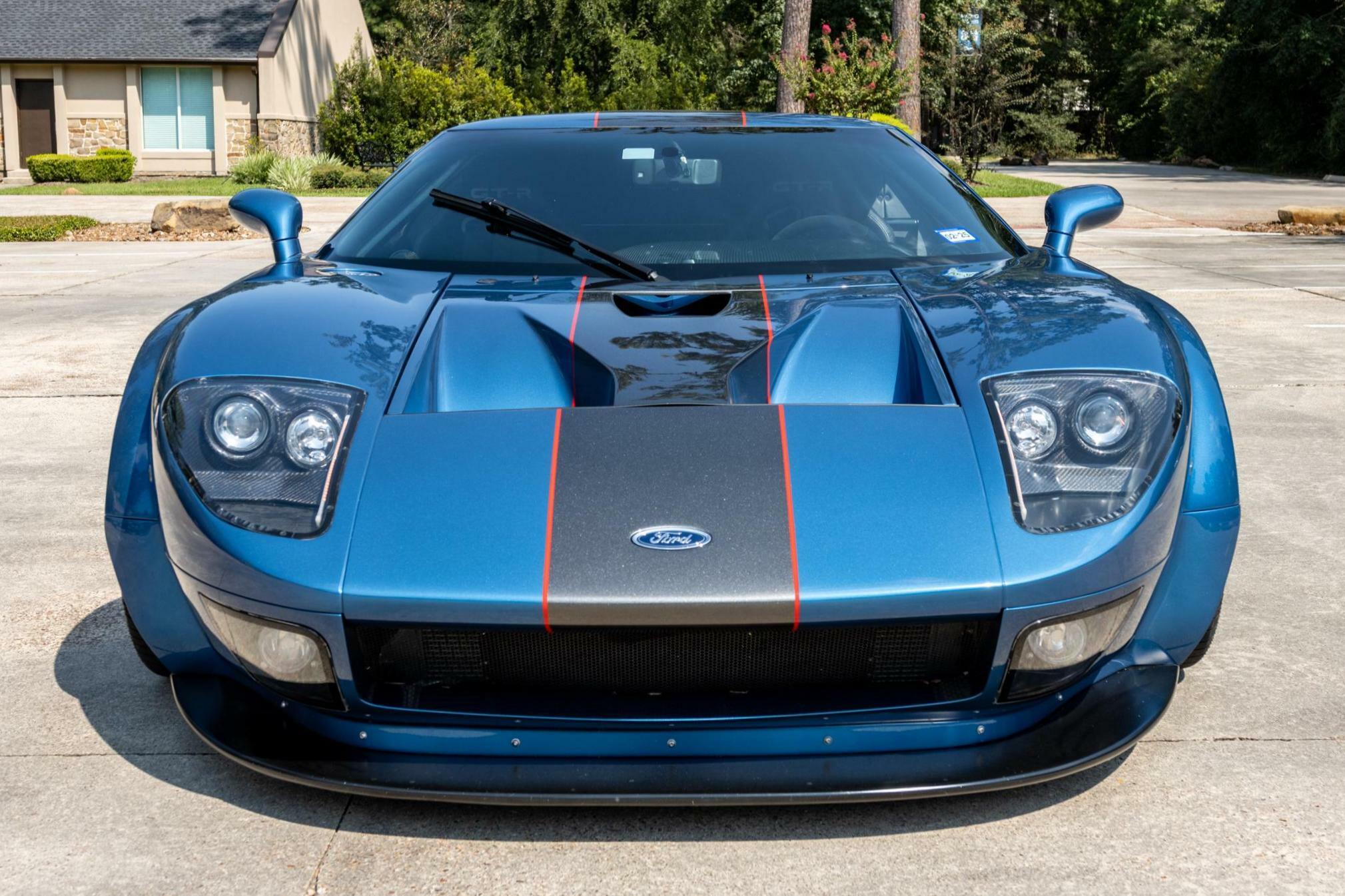This Is Not A Ford GT, It’s A Superlite GT-R | Carscoops