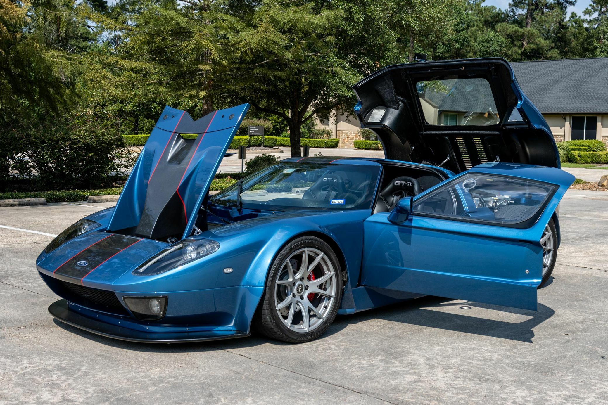 This Is Not A Ford GT, It’s A Superlite GT-R | Carscoops