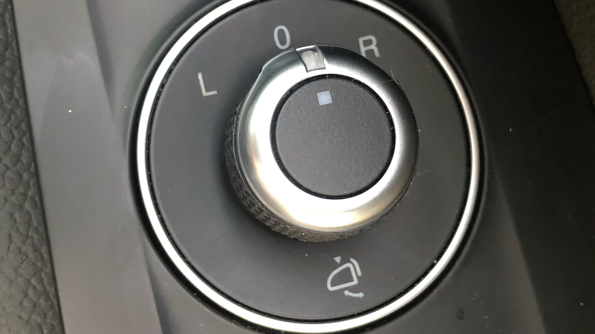 6 Ways AI-Powered Cabin Monitoring Will Transform Your Driving | Carscoops