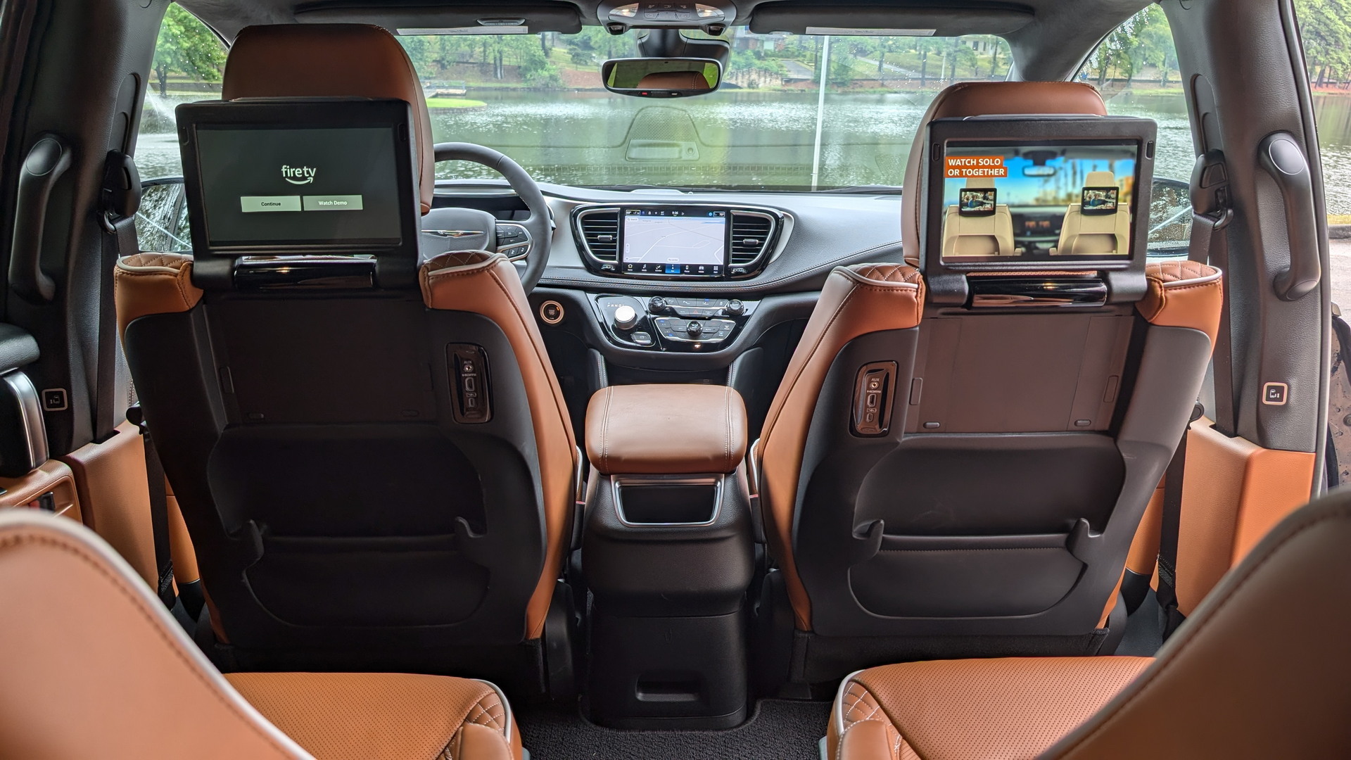 Review: 2024 Chrysler Pacifica Hybrid Pinnacle Leans Into Luxury ...