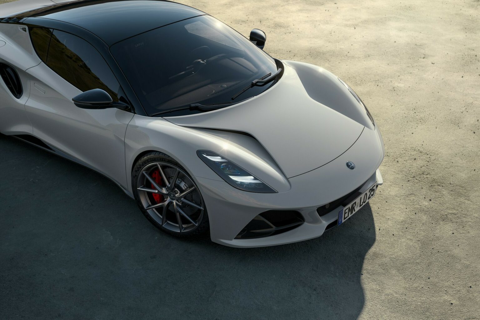 2025 Lotus Emira Turbo SE Lands With 400 HP Four-Pot From AMG | Carscoops