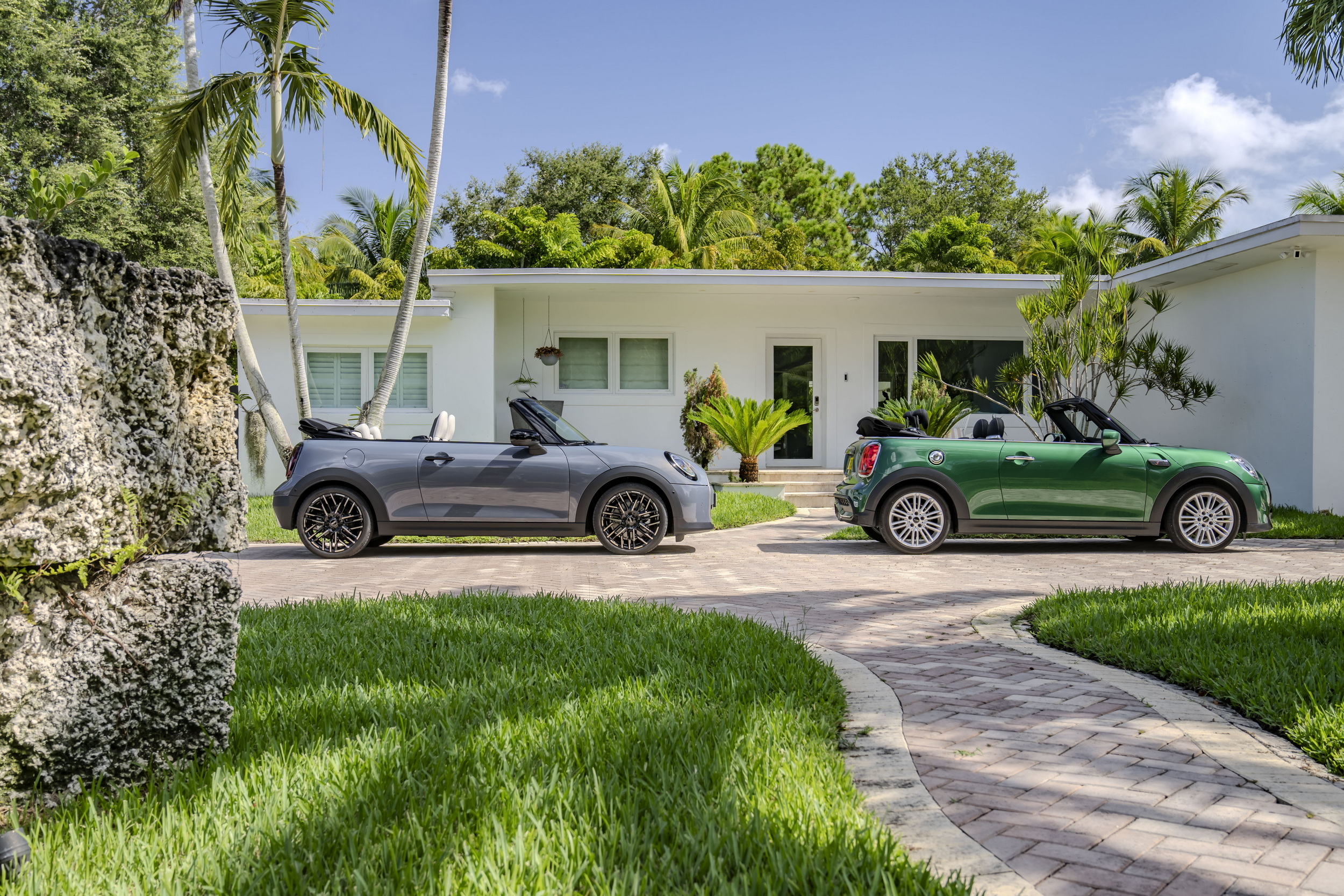 Mini Drops The Electric Act For 2025 Convertible But Packs In High-Tech ...