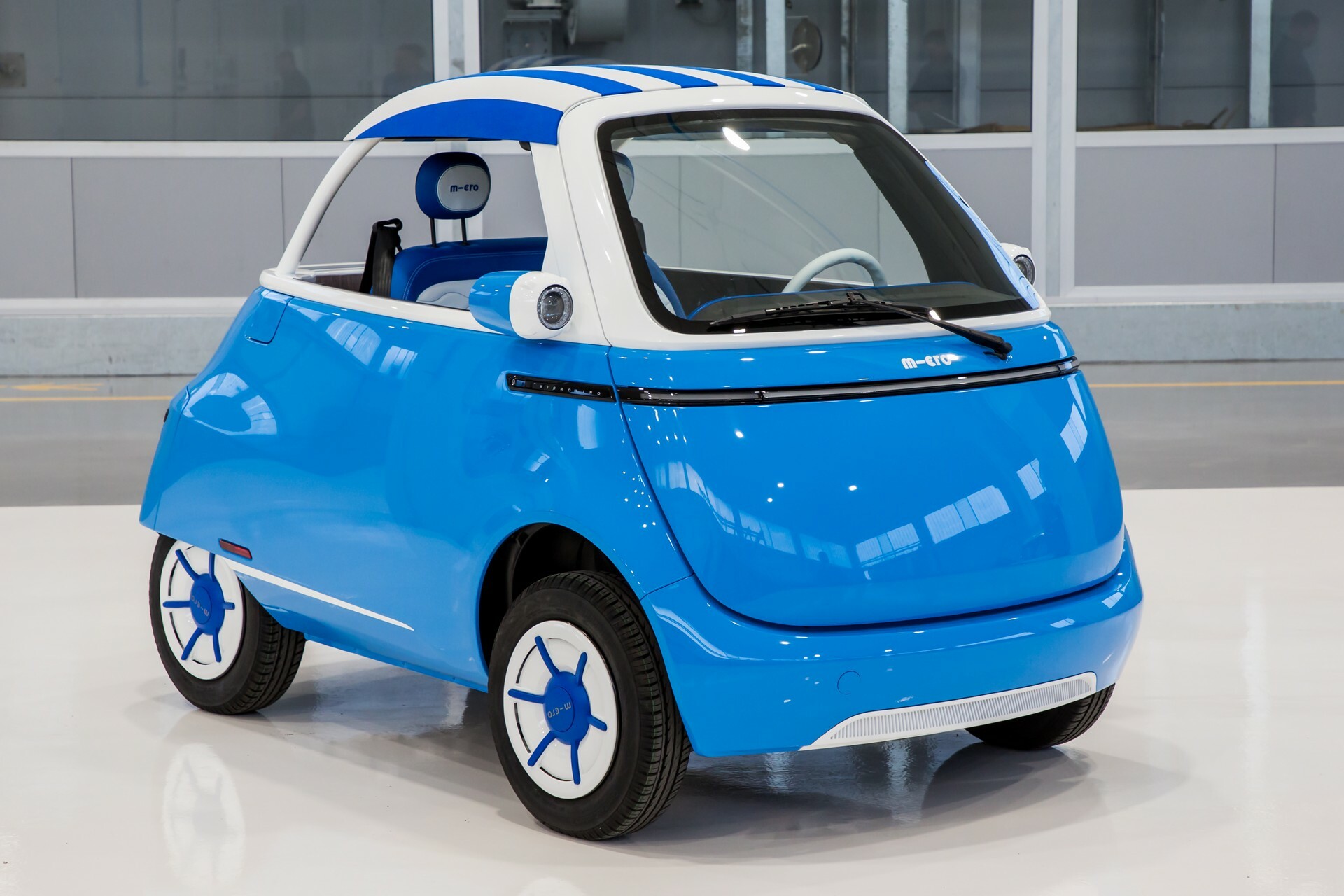 Microlino Spiaggina Is An Electric Beach-Ready Bubble Car | Carscoops
